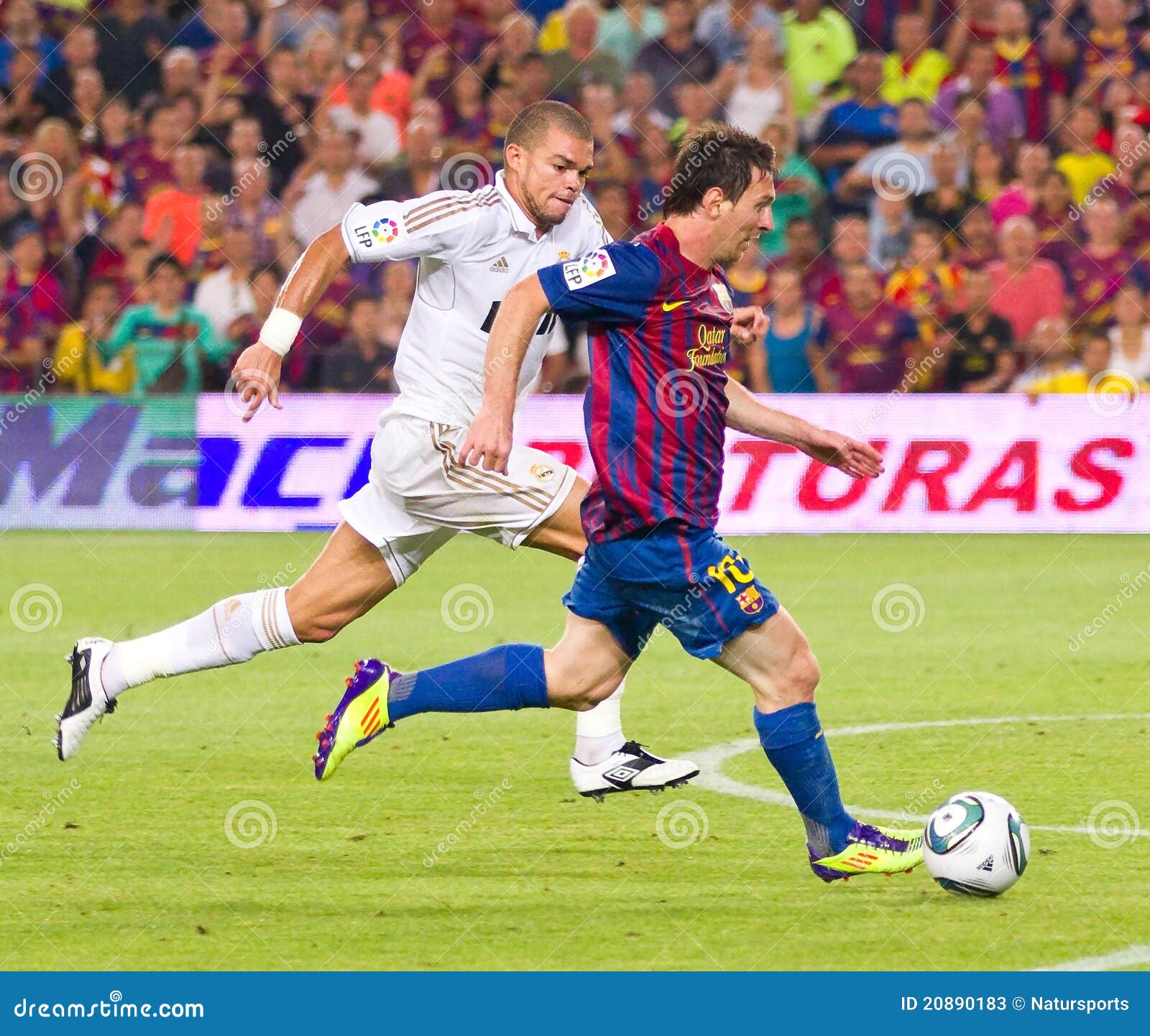 Leo Messi in action editorial stock photo. Image of argentinian - 20890183