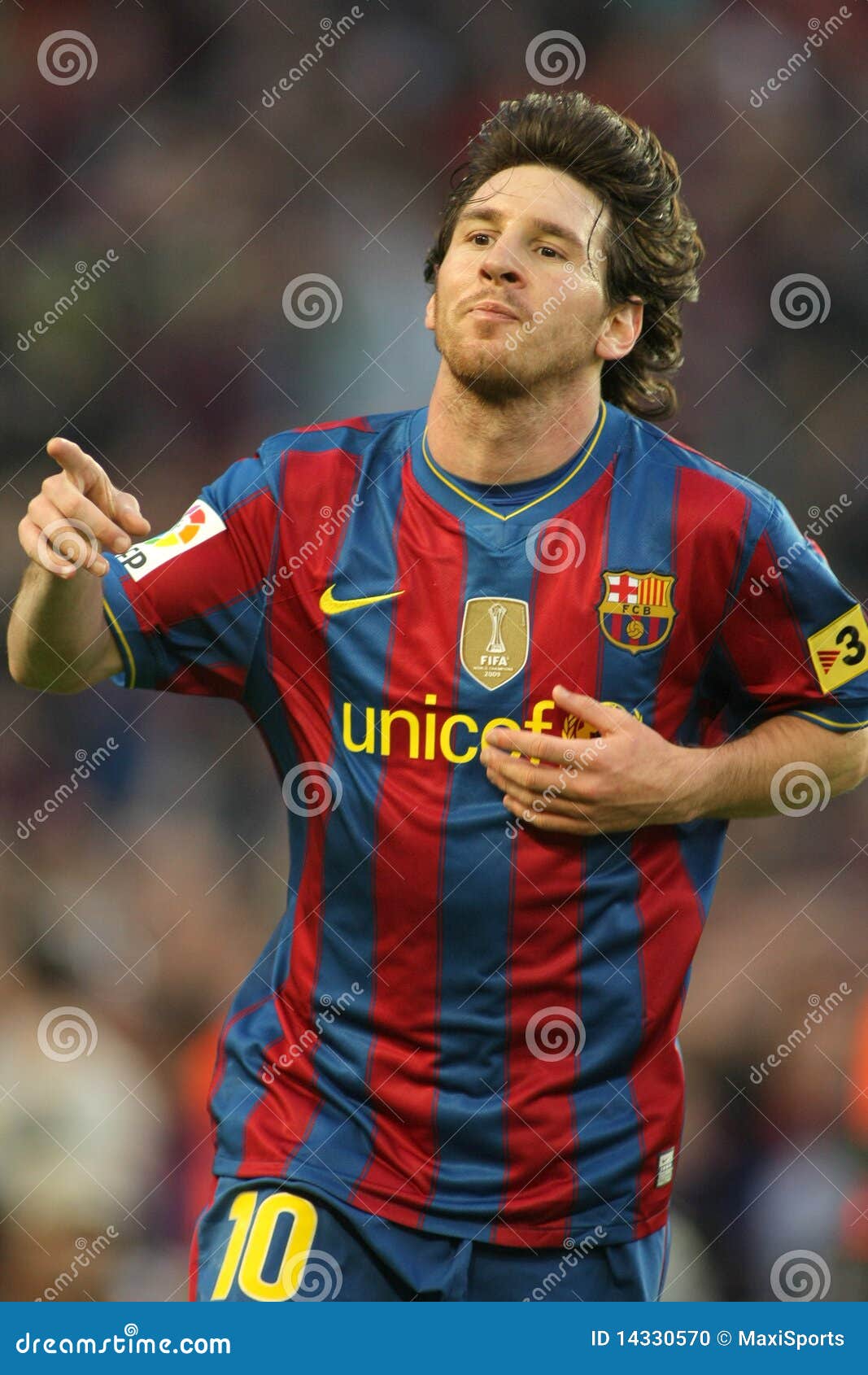 Leo Messi enjoy editorial image. Image of ball, player - 14330570