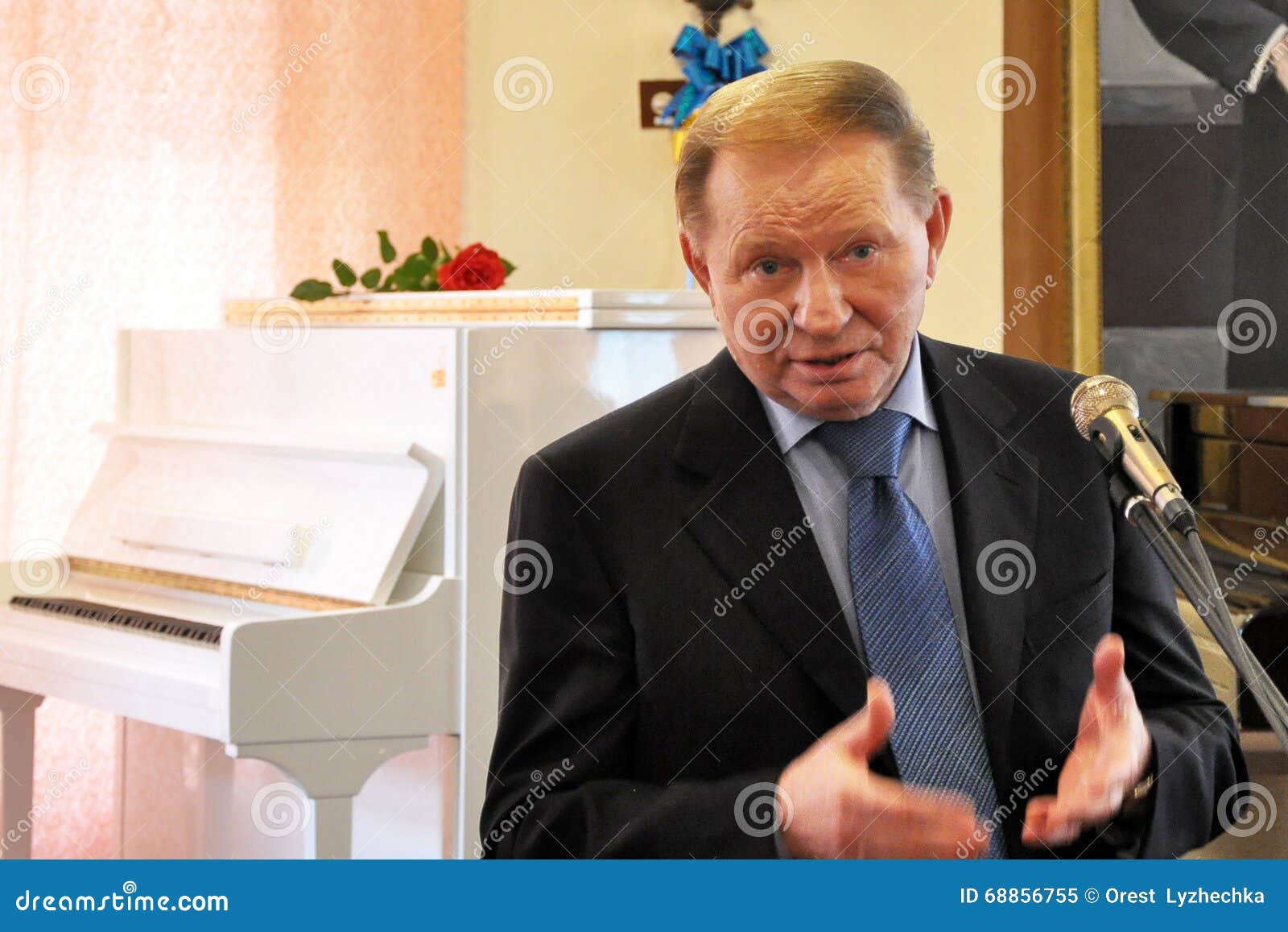 Leonid Kuchma in Chortkiv_2 Redaktionelles Bild - Bild von talente ...