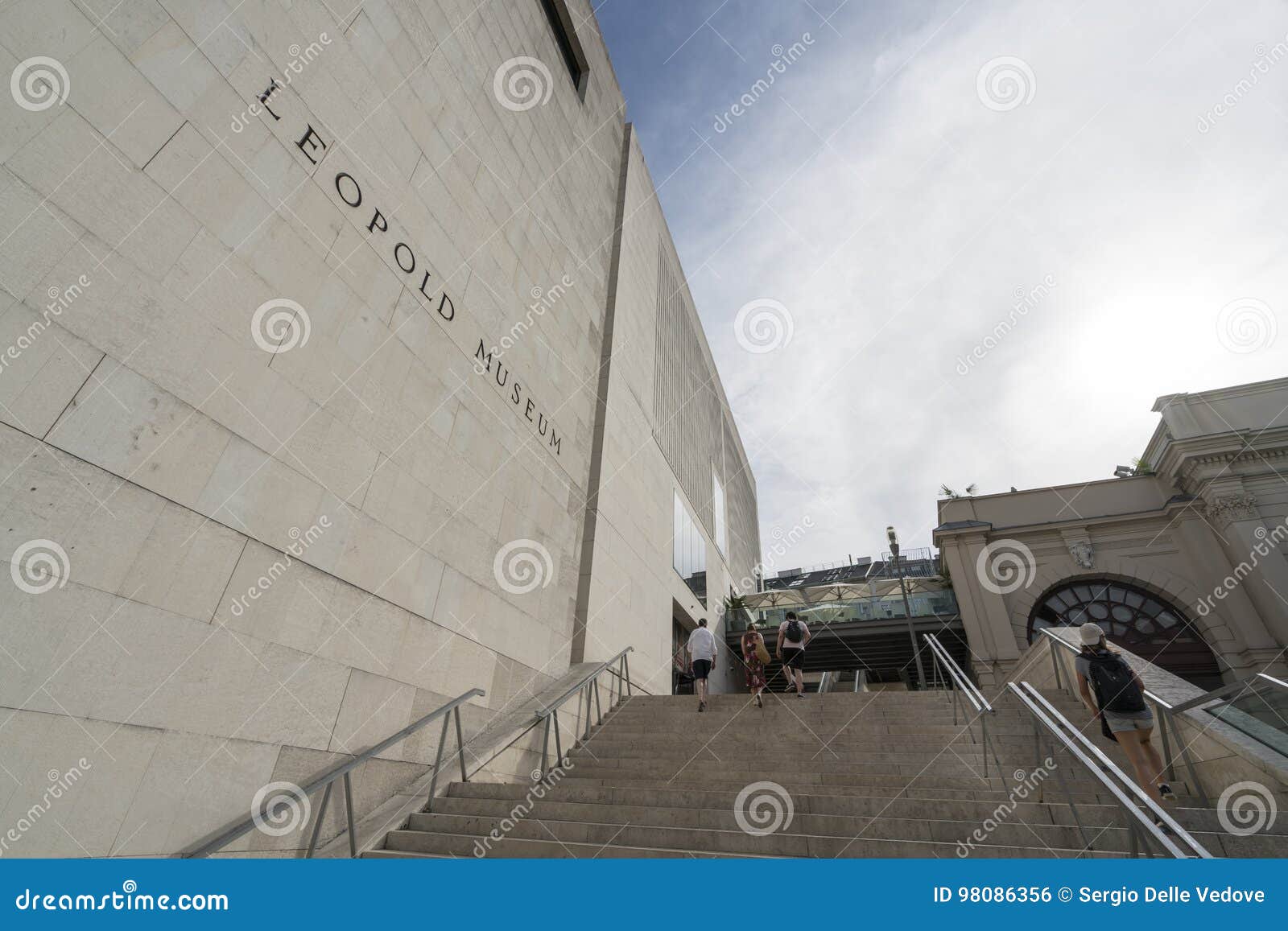 Leopold Museum in Vienna editorial photo. Image of show - 98086356