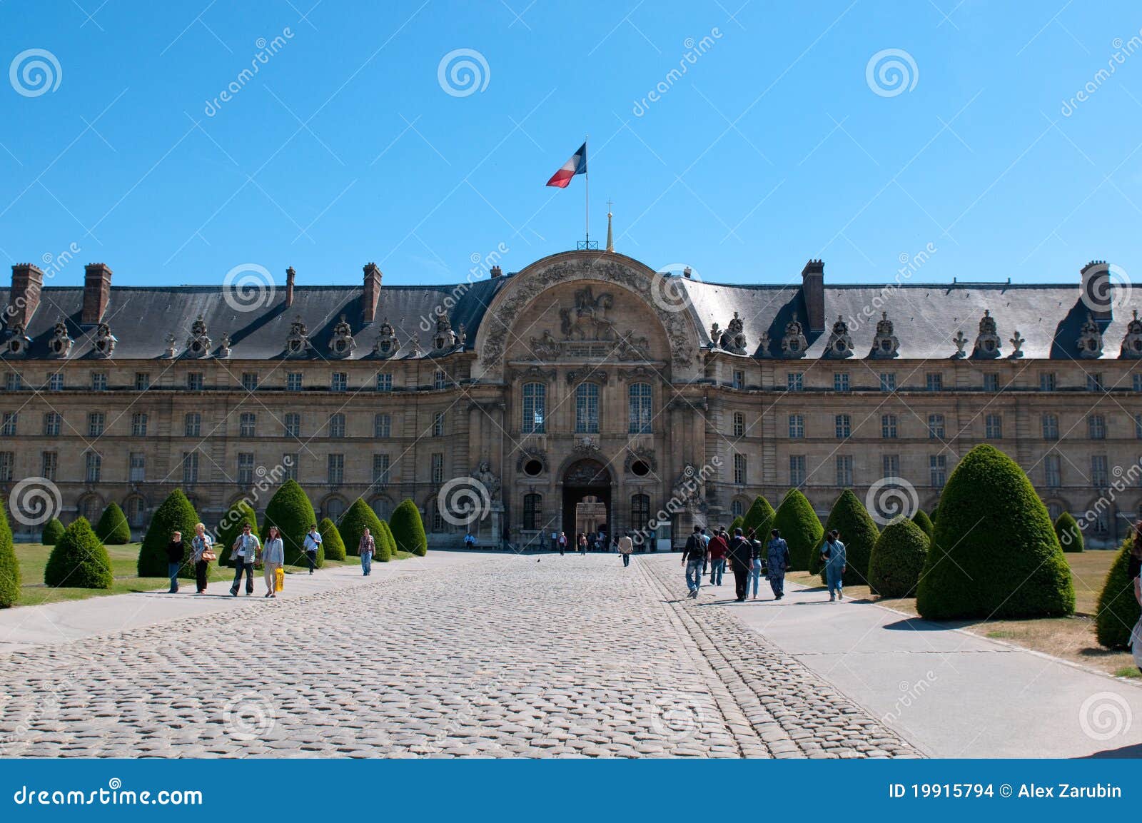 Les Invalides Hospital in Paris Editorial Stock Image - Image of church ...