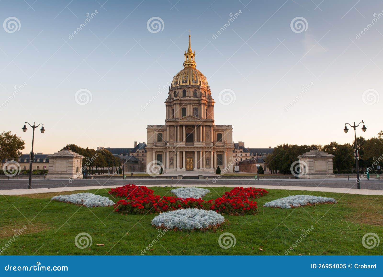 Les Invalides, Paris stock image. Image of hour, roof - 26954005