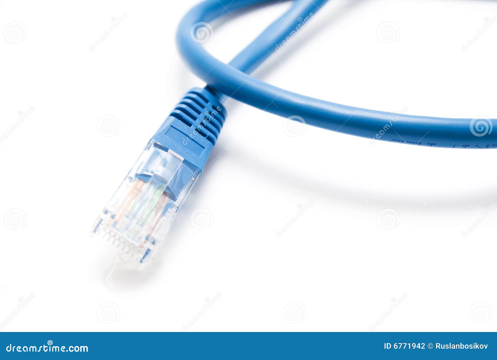 Les Paires De Câble Ont Tordu Photo stock - Image du données, bâton ...