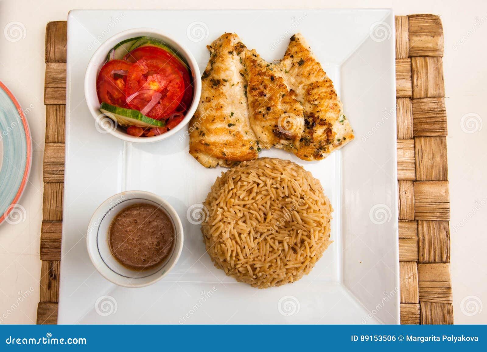 Les Repas Traditionnels De Zanzibar Photo stock - Image du sain, laitue ...