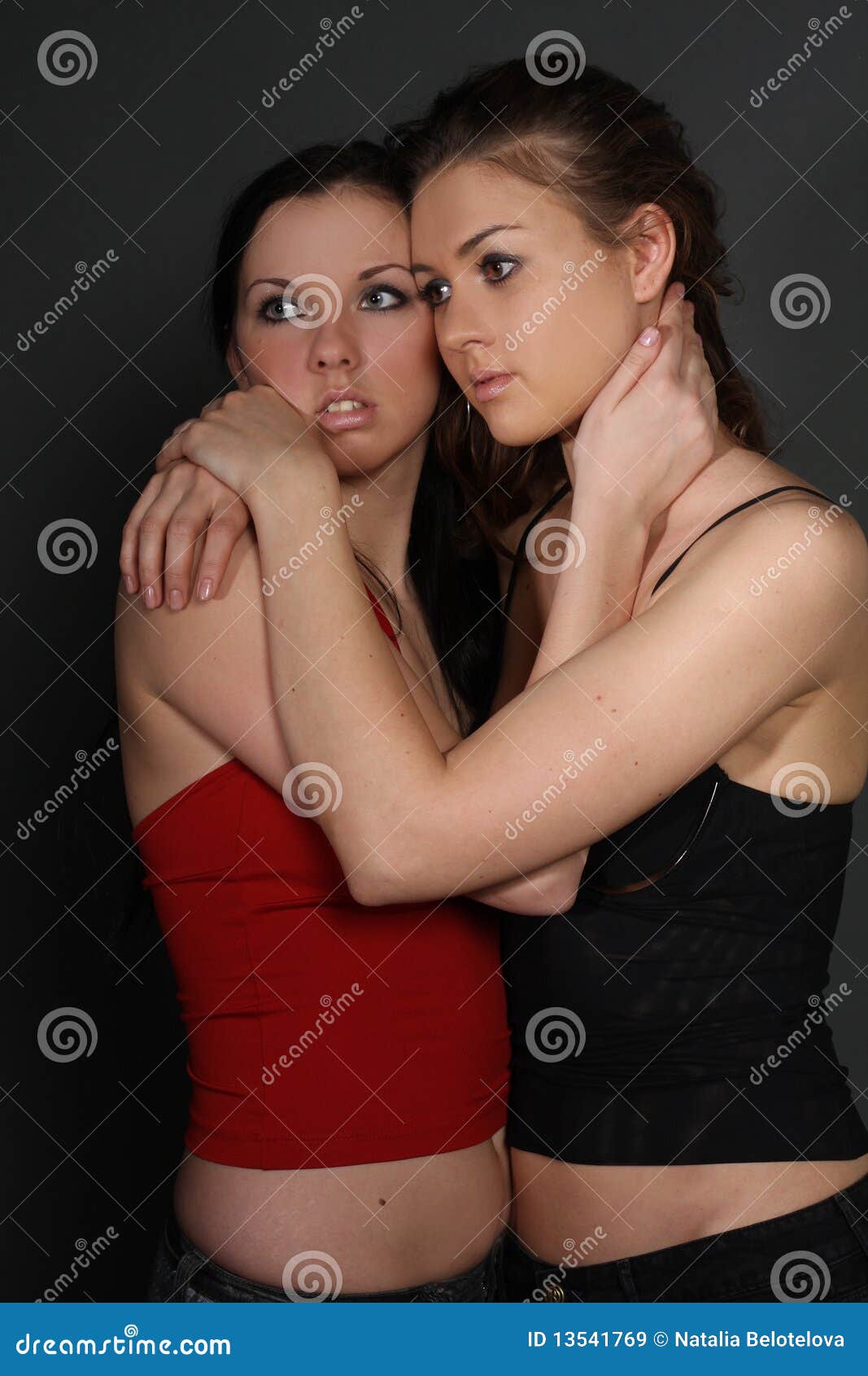 Lesbische Freundin Mit Zwei Jungen Stockbild Bild Von Dame Lesbier