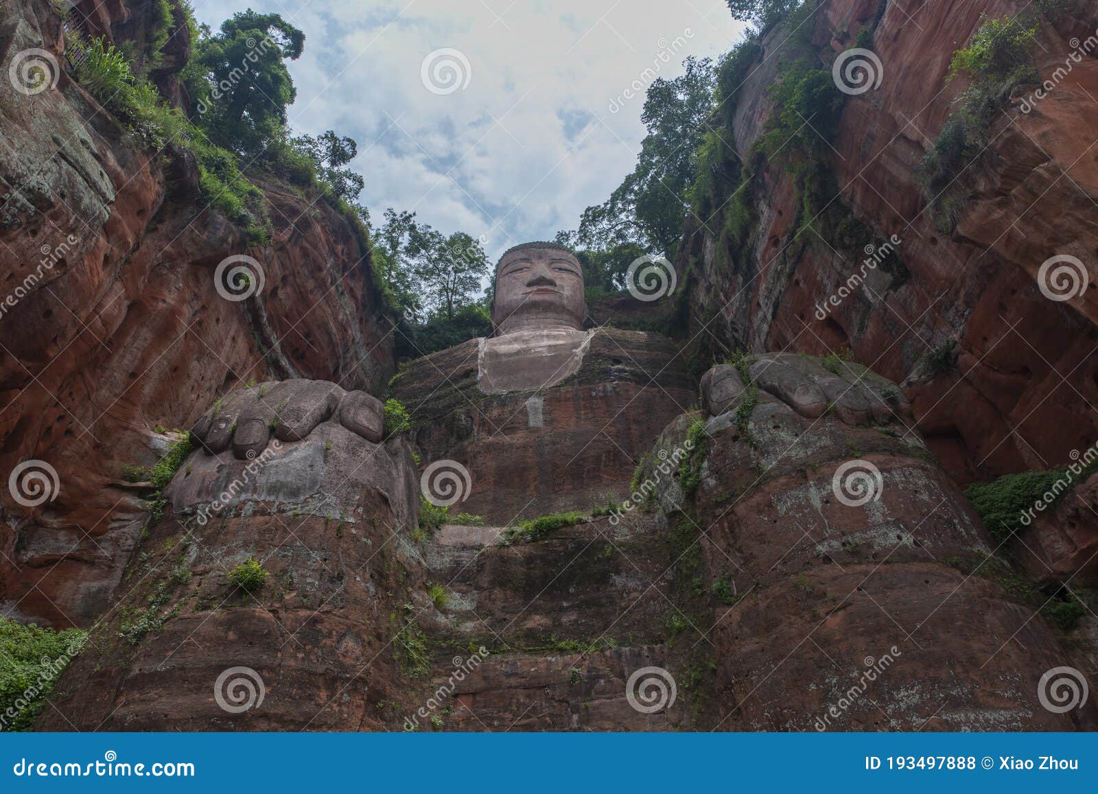 Leshan giant buddha stock photo. Image of temple, asia - 193497888