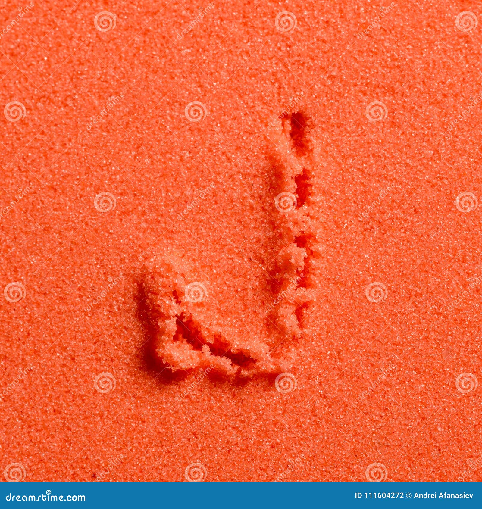 Letra J Escrita En La Arena Anaranjada Foto de archivo - Imagen de ...