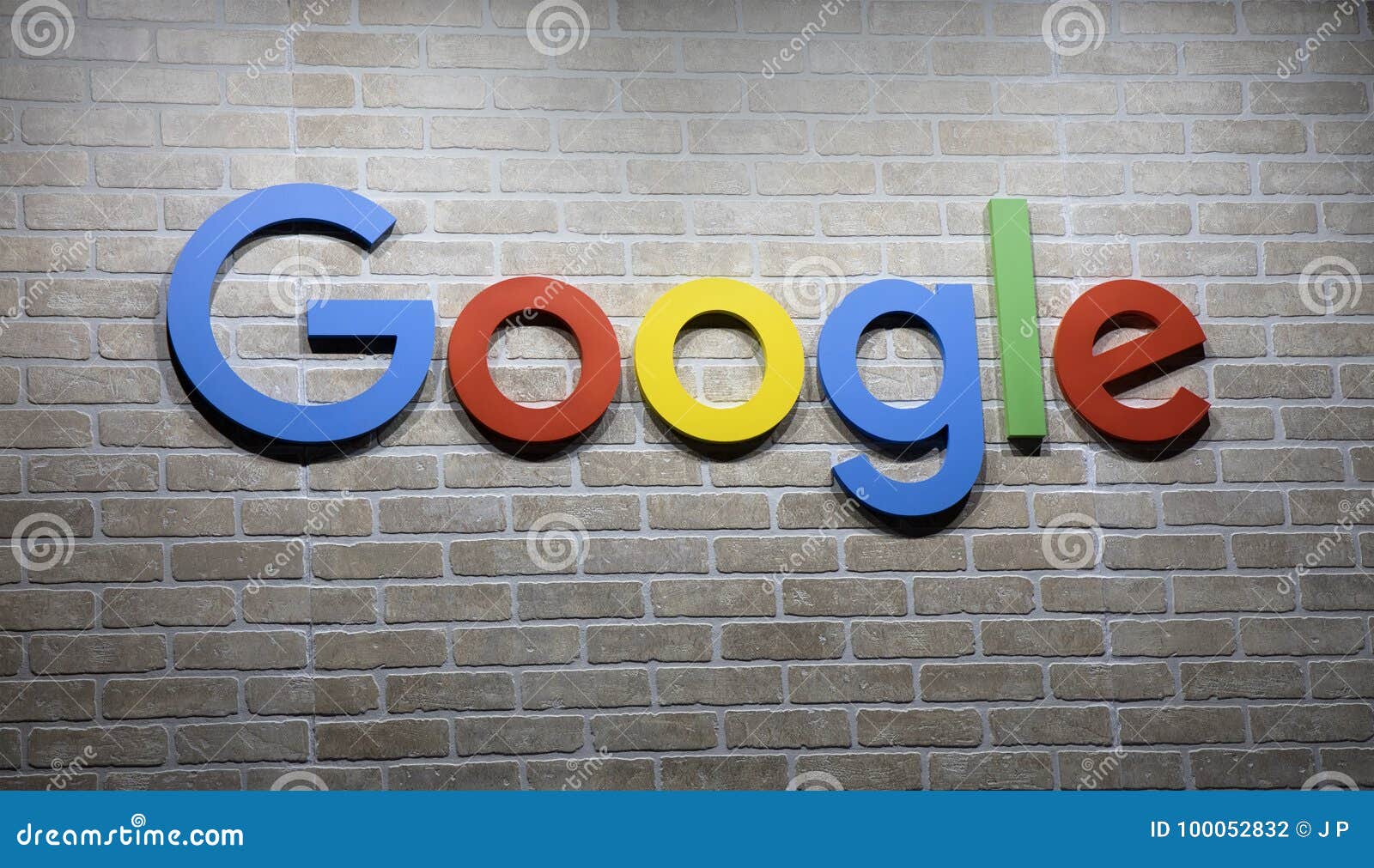 Letras De Google Em Uma Parede Em Amsterdão Fotografia Editorial ...