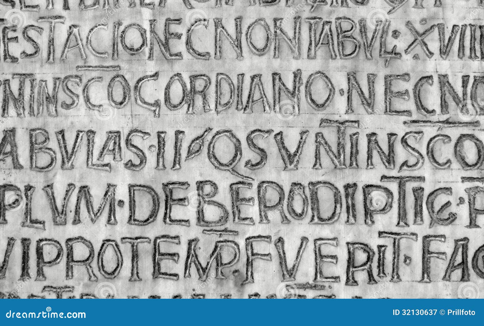 Letras históricas imagen de archivo. Imagen de carta - 32130637