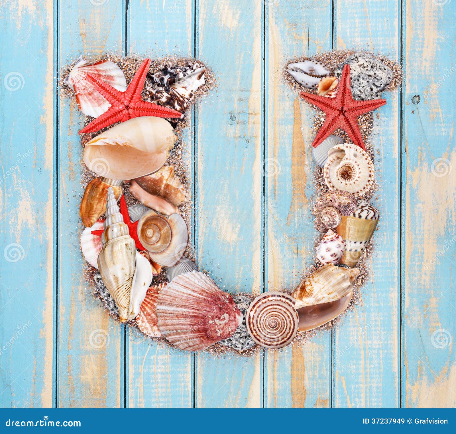 U Seashell Font Stock Photos - Free & Royalty-Free Stock Photos from ...