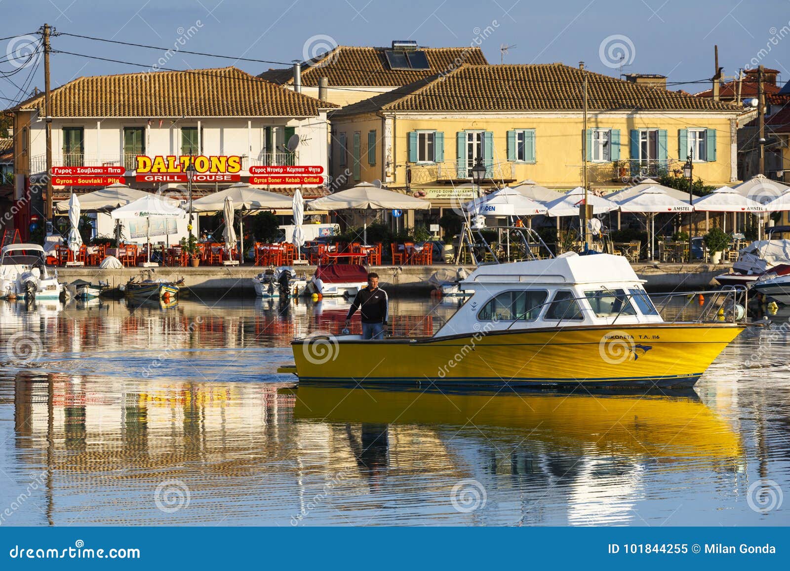 Leucade image éditorial. Image du grèce, vieux, seafront - 101844255