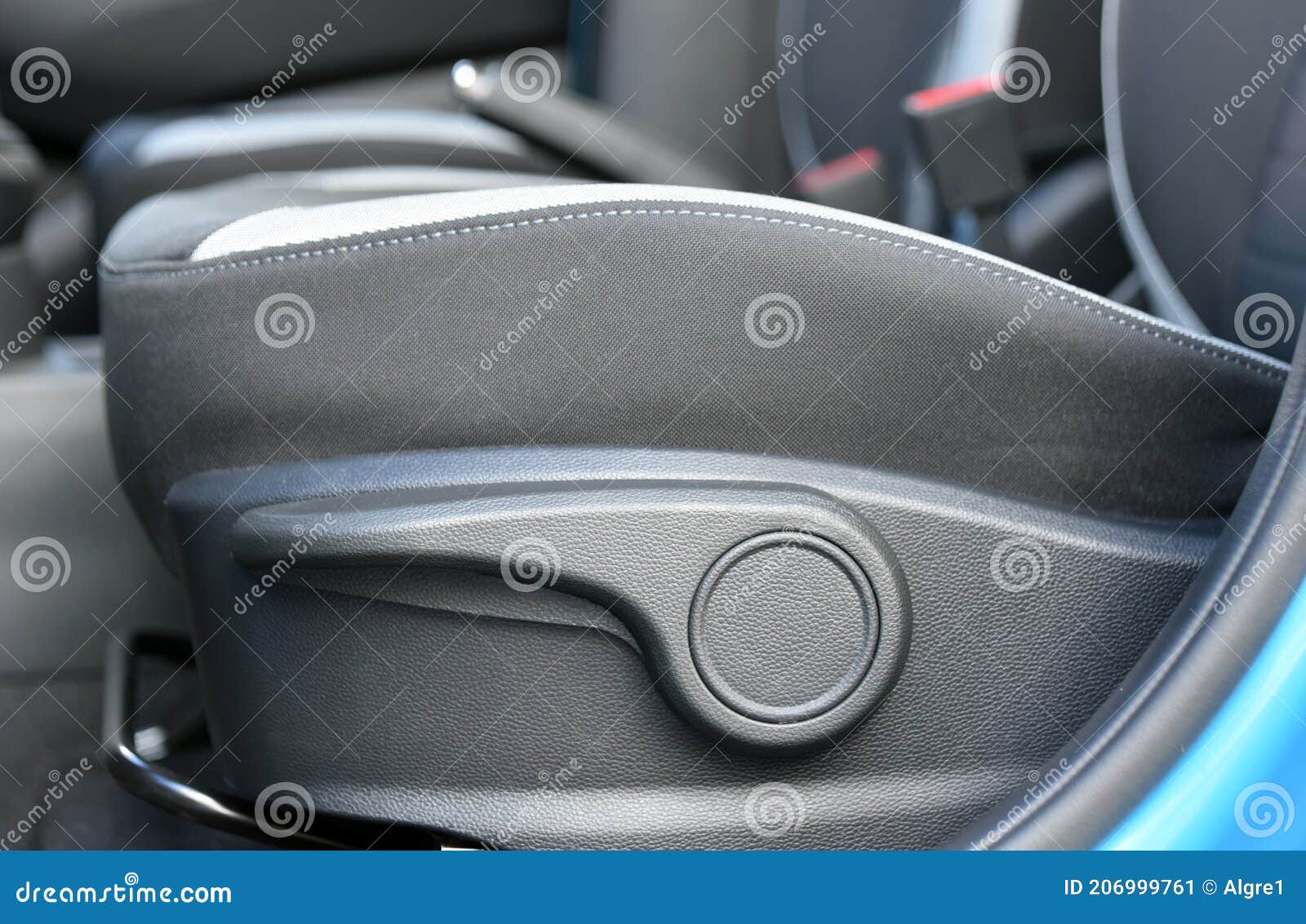 Leva Per Regolare La Posizione Del Sedile Immagine Stock - Immagine di ... Leva Per Regolare La Posizione Del Sedile Immagine Stock - Immagine di ...