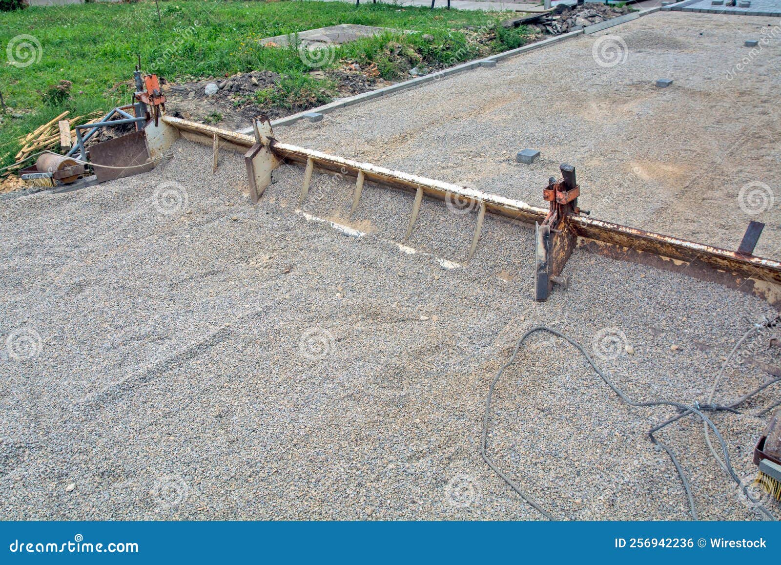 Leveling the substrate stock photo. Image of brown, flooring - 256942236