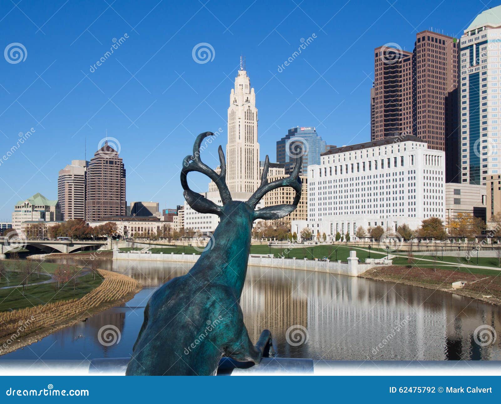 LeVeque a Través De Las Astas Fotografía editorial - Imagen de pasamano ...