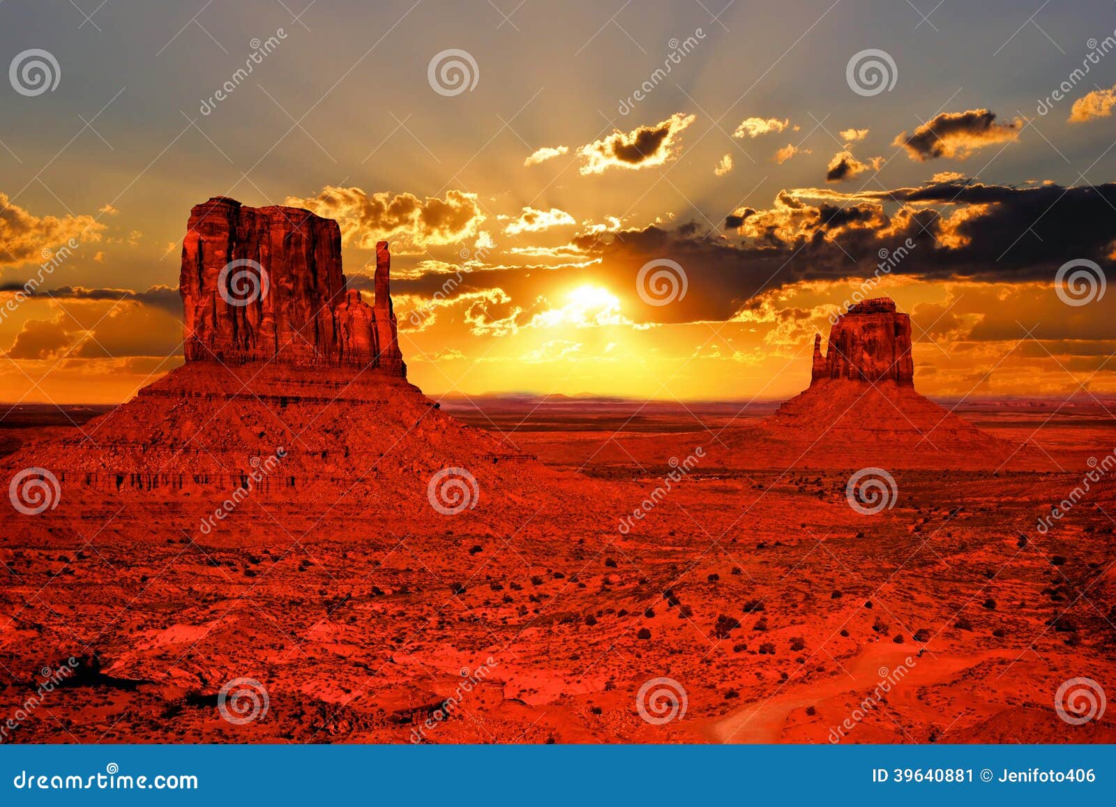 Lever De Soleil De L'Arizona Image stock - Image du horizontal ...