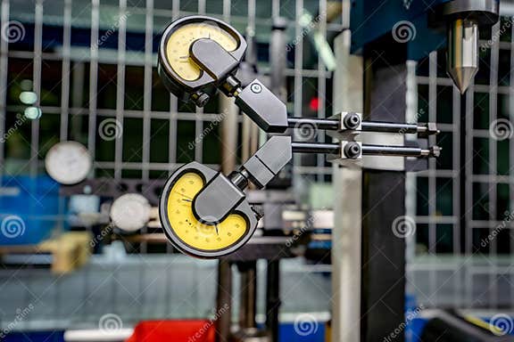 Lever Type Indicators for Measuring and Checking the Runout and ...