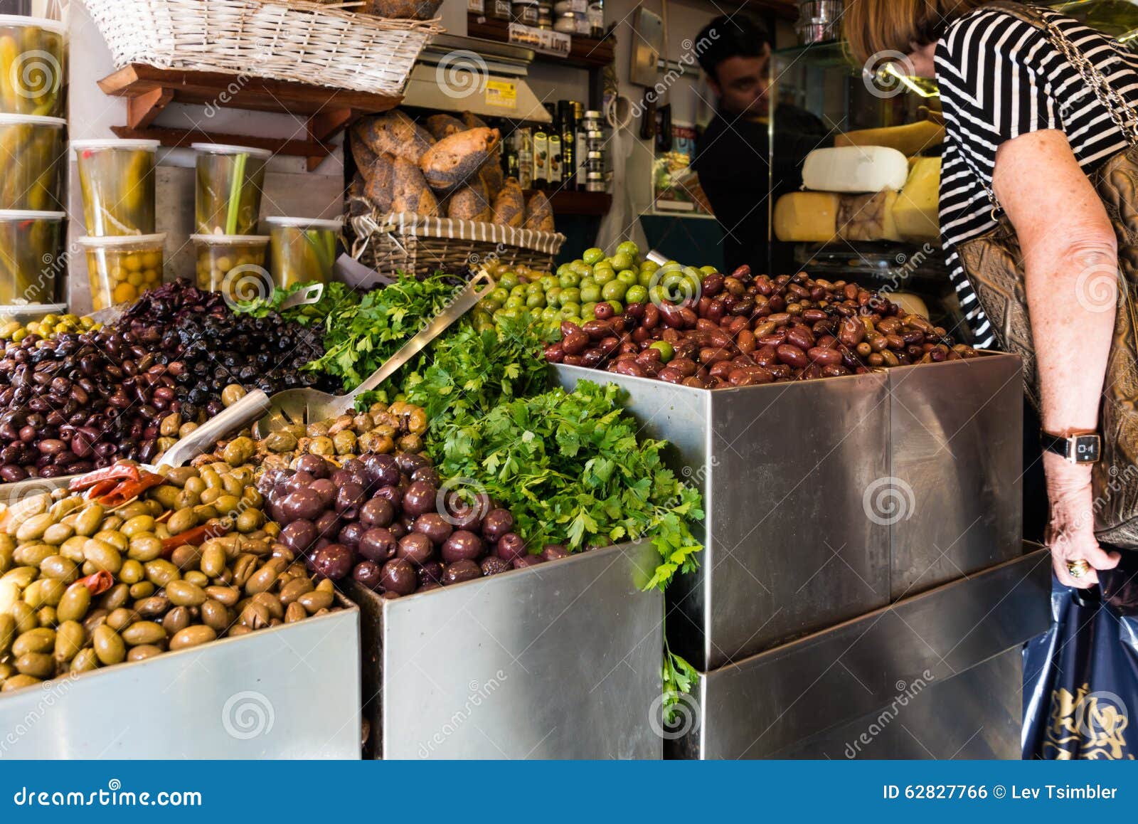 Levinsky Market in Tel Aviv Editorial Photo - Image of fruits, aviv ...