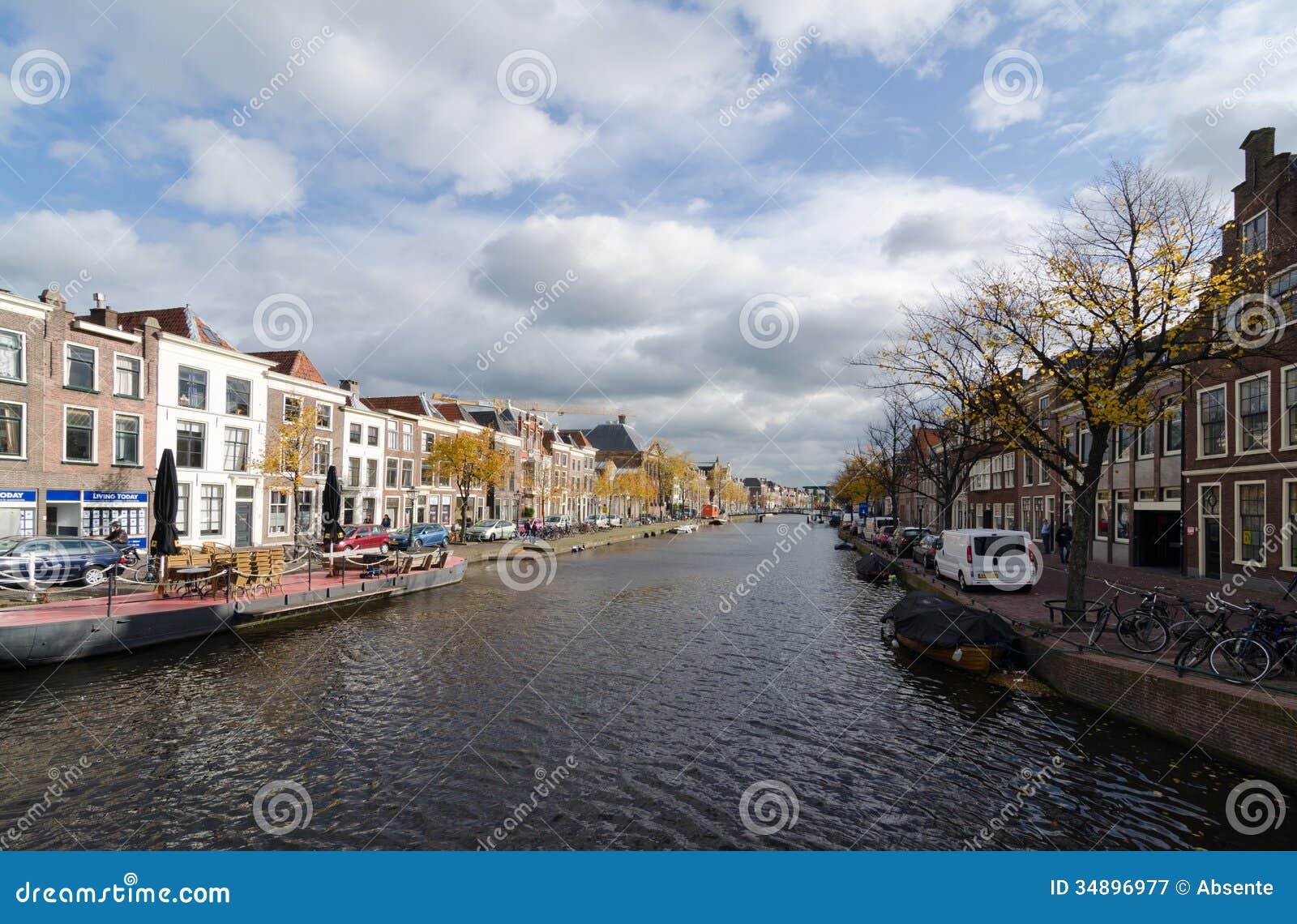 Leyde photographie éditorial. Image du waterways, port - 34896977