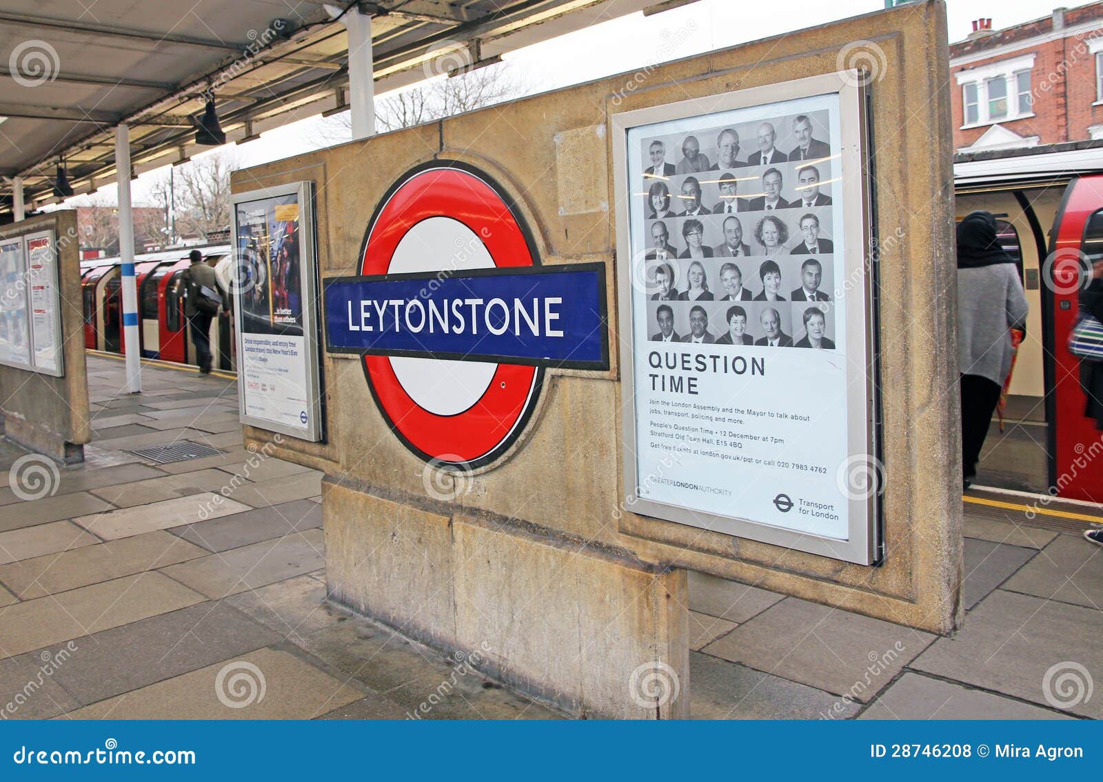 Leytonstone Tube Station editorial stock photo. Image of metro - 28746208