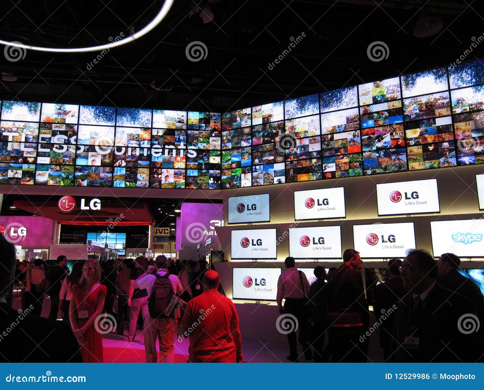 LG Booth at the 2010 CES Convention Editorial Photo - Image of ...