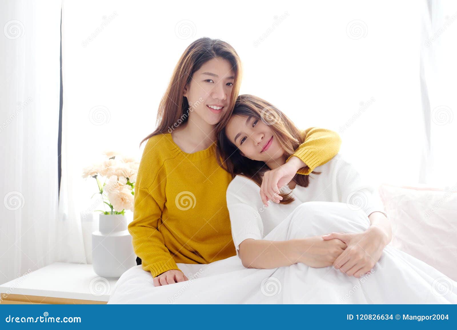 Cute Asian Lesbian Sex Blog Beyin