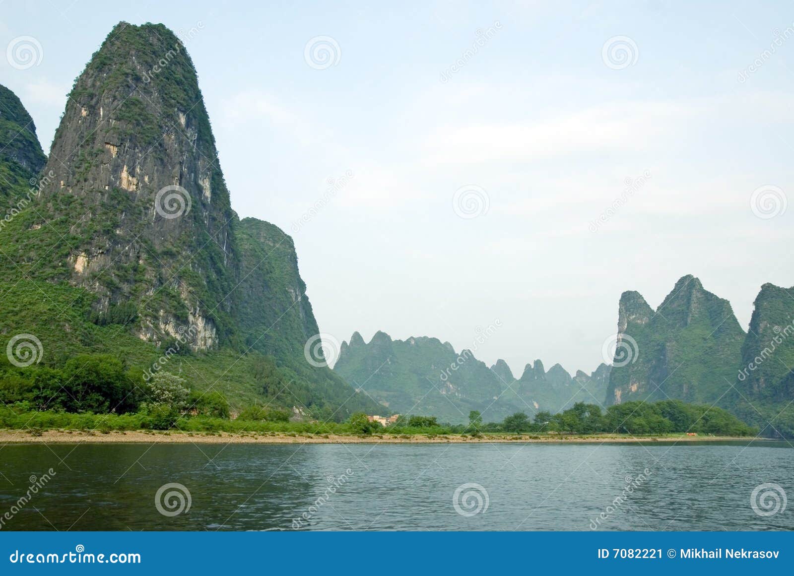 Li river near Yangshuo stock image. Image of guilin, landscape - 7082221