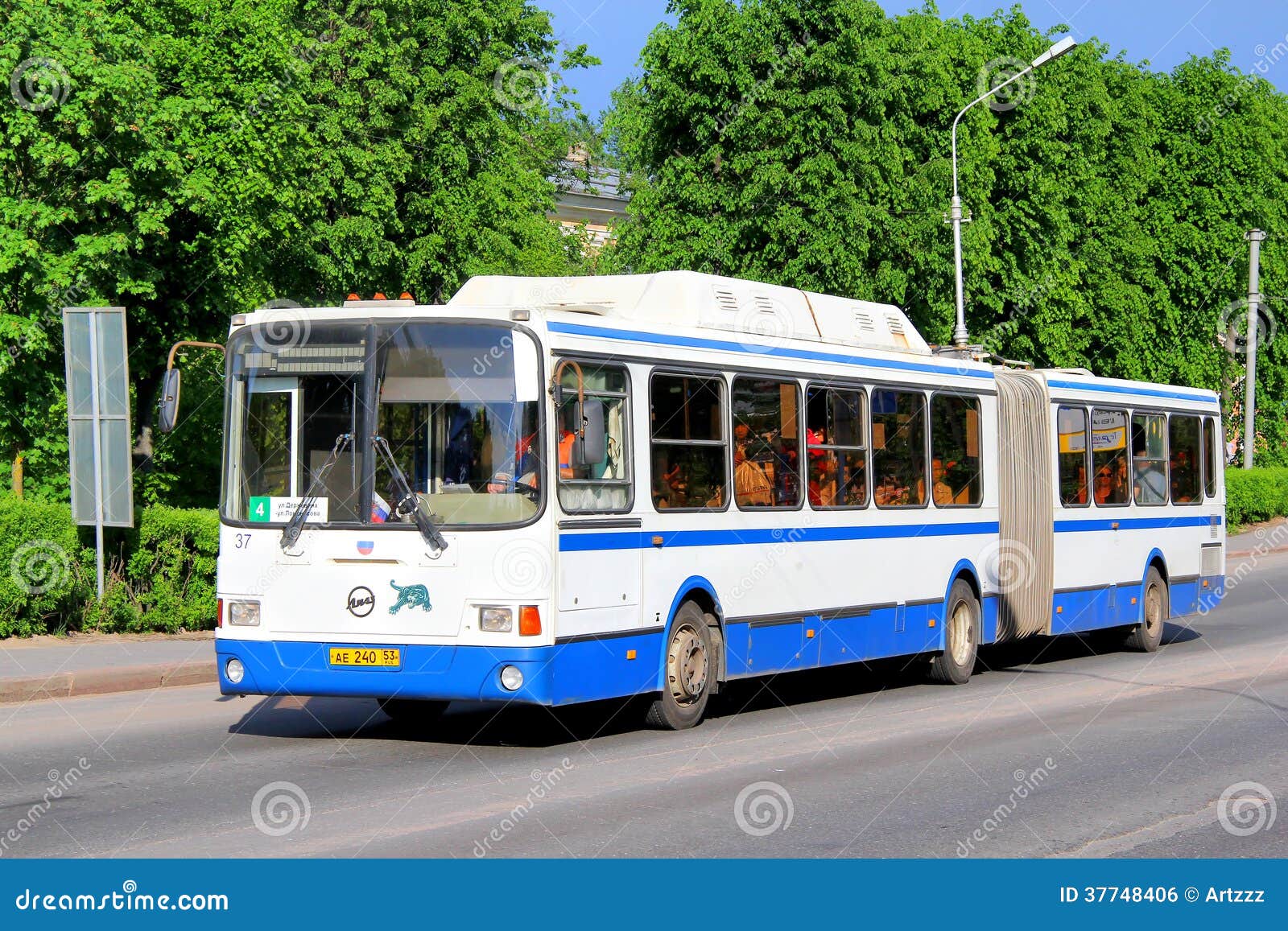LIAZ 6212 editorial photo. Image of automobile, fast - 37748406