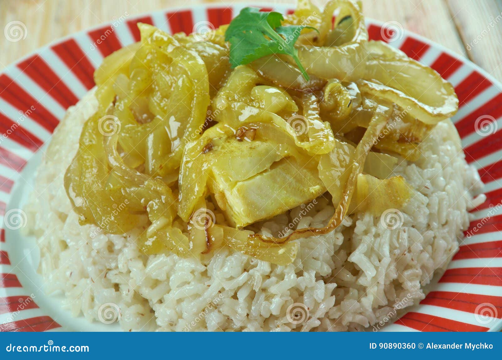 Libanes bakad fisk med ris arkivfoto. Bild av grillat - 90890360