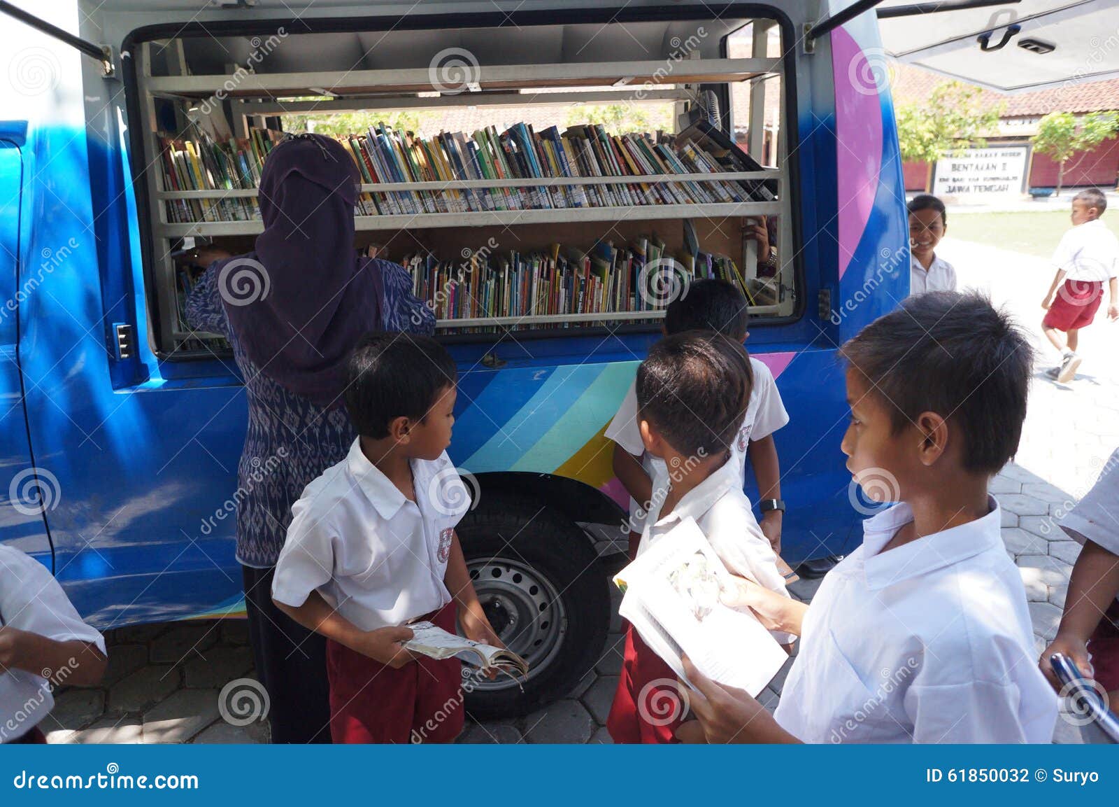 Library car editorial photography. Image of elementary - 61850032