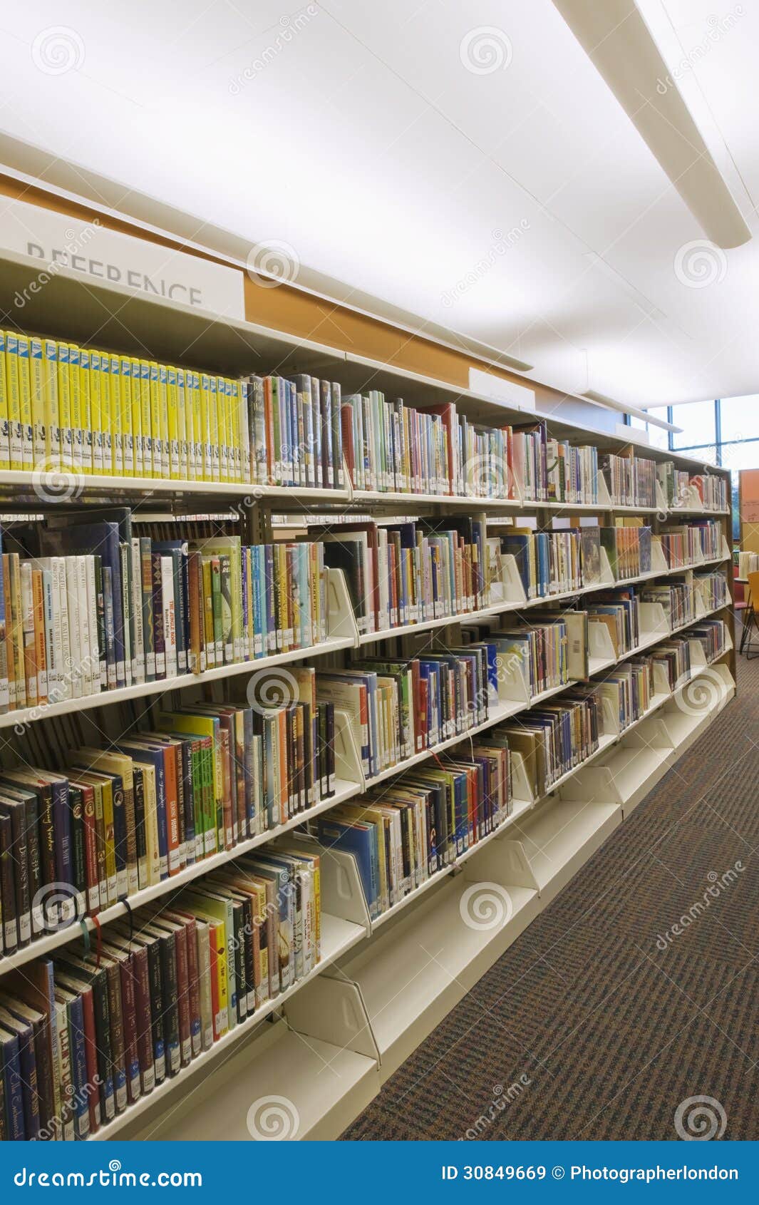 Library reading room editorial stock image. Image of shelving - 30849669