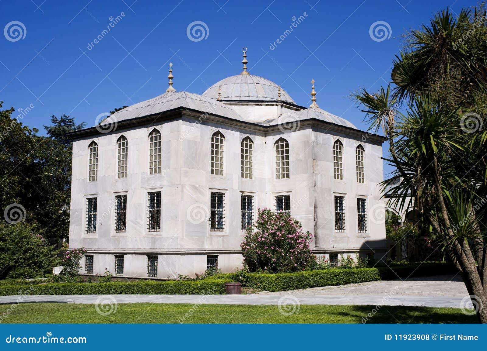 Library of Sultan Ahmed III Stock Photo - Image of east, istanbul: 11923908