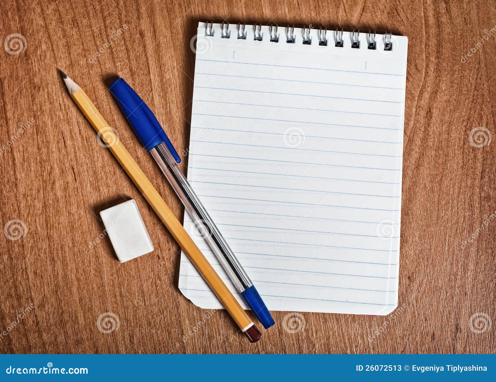 Libreta y pluma imagen de archivo. Imagen de copybook - 26072513