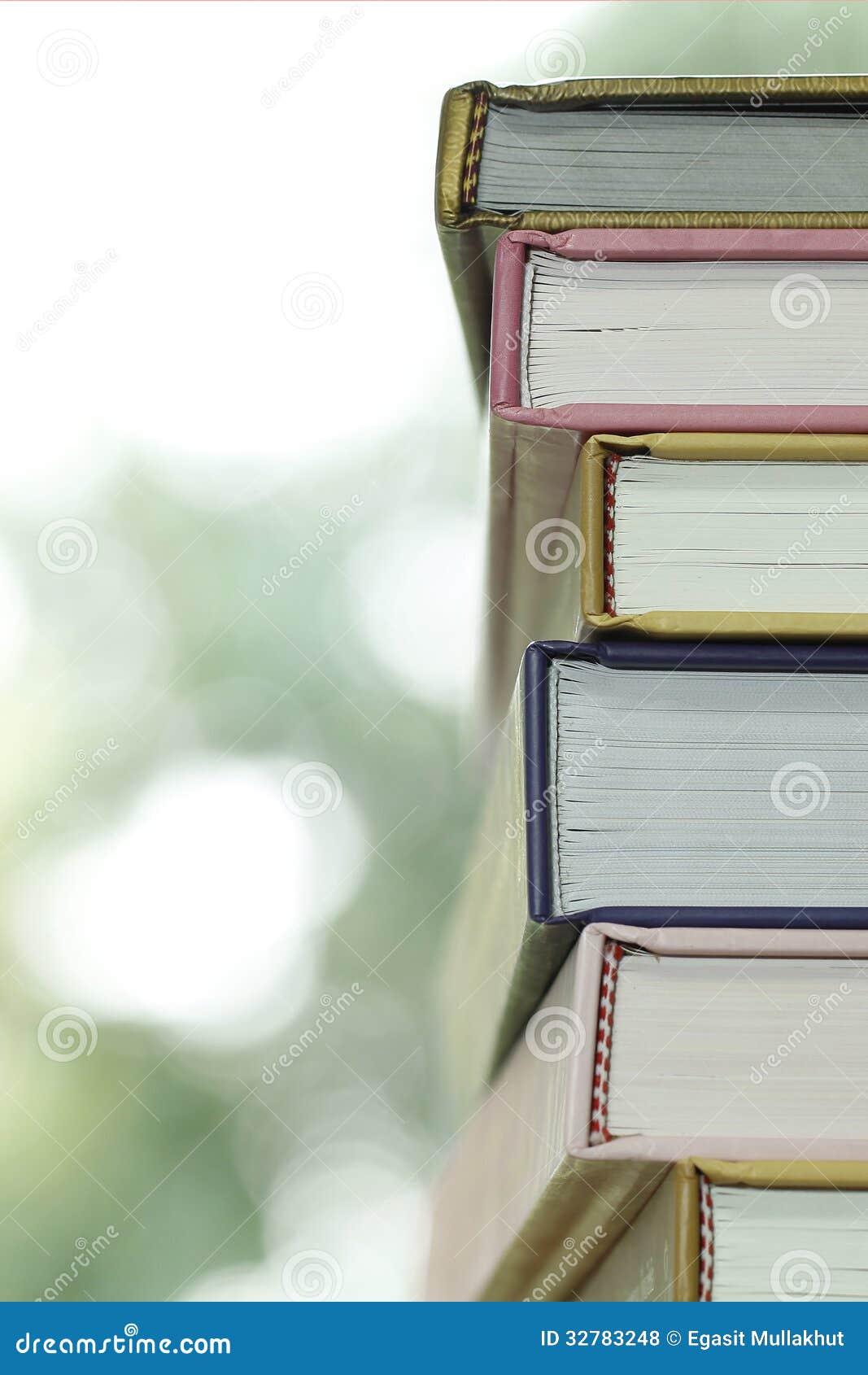 Libri fotografia stock. Immagine di libri, libro, carta - 32783248