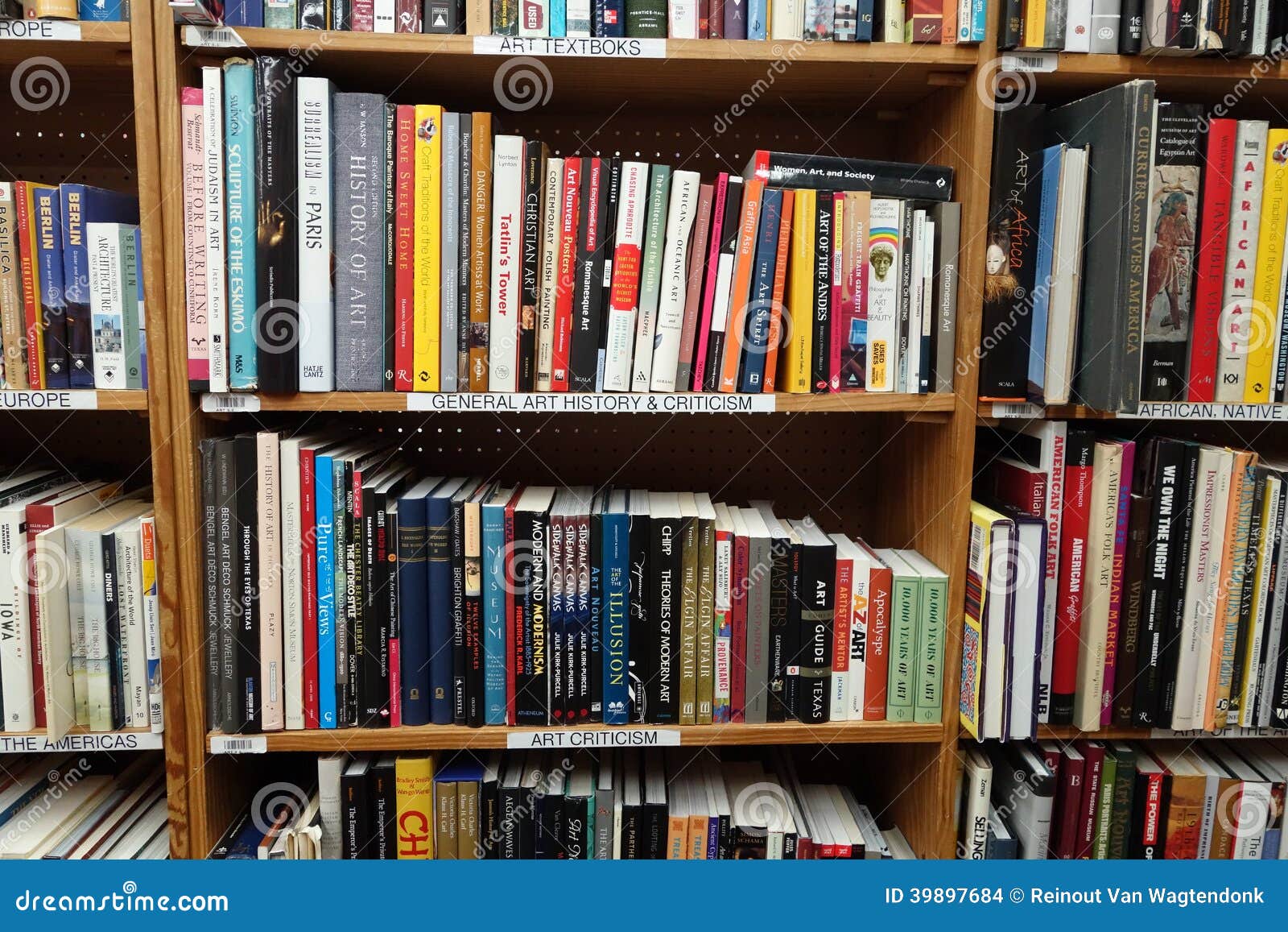 Libri Usati Di Arte Da Vendere Immagine Stock Editoriale - Immagine di ...