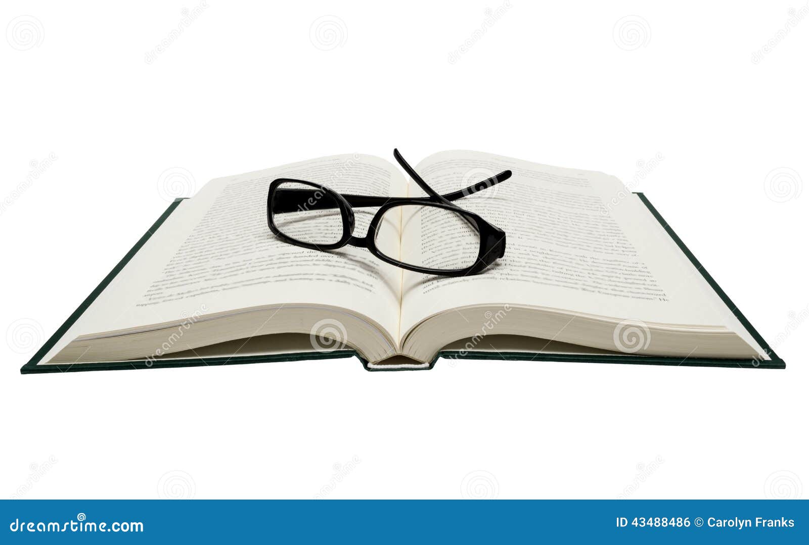 Libro Abierto Con Las Lentes Aisladas En Blanco Foto de archivo ...
