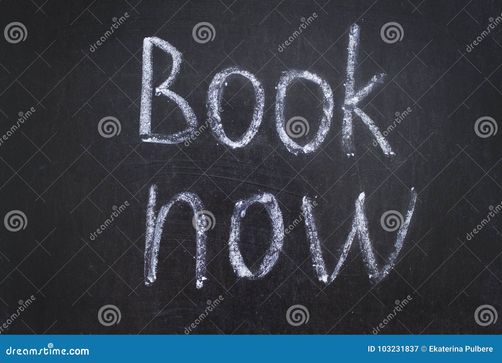 Libro ahora imagen de archivo. Imagen de mensaje, oferta - 103231837