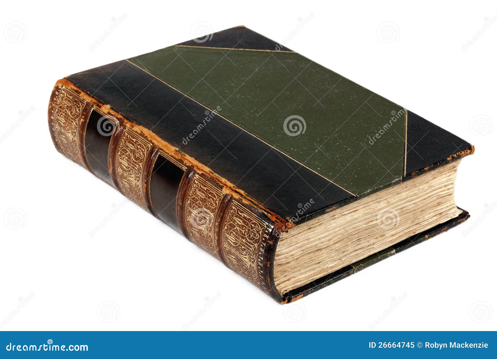 Libro antico isolato immagine stock. Immagine di vecchio - 26664745