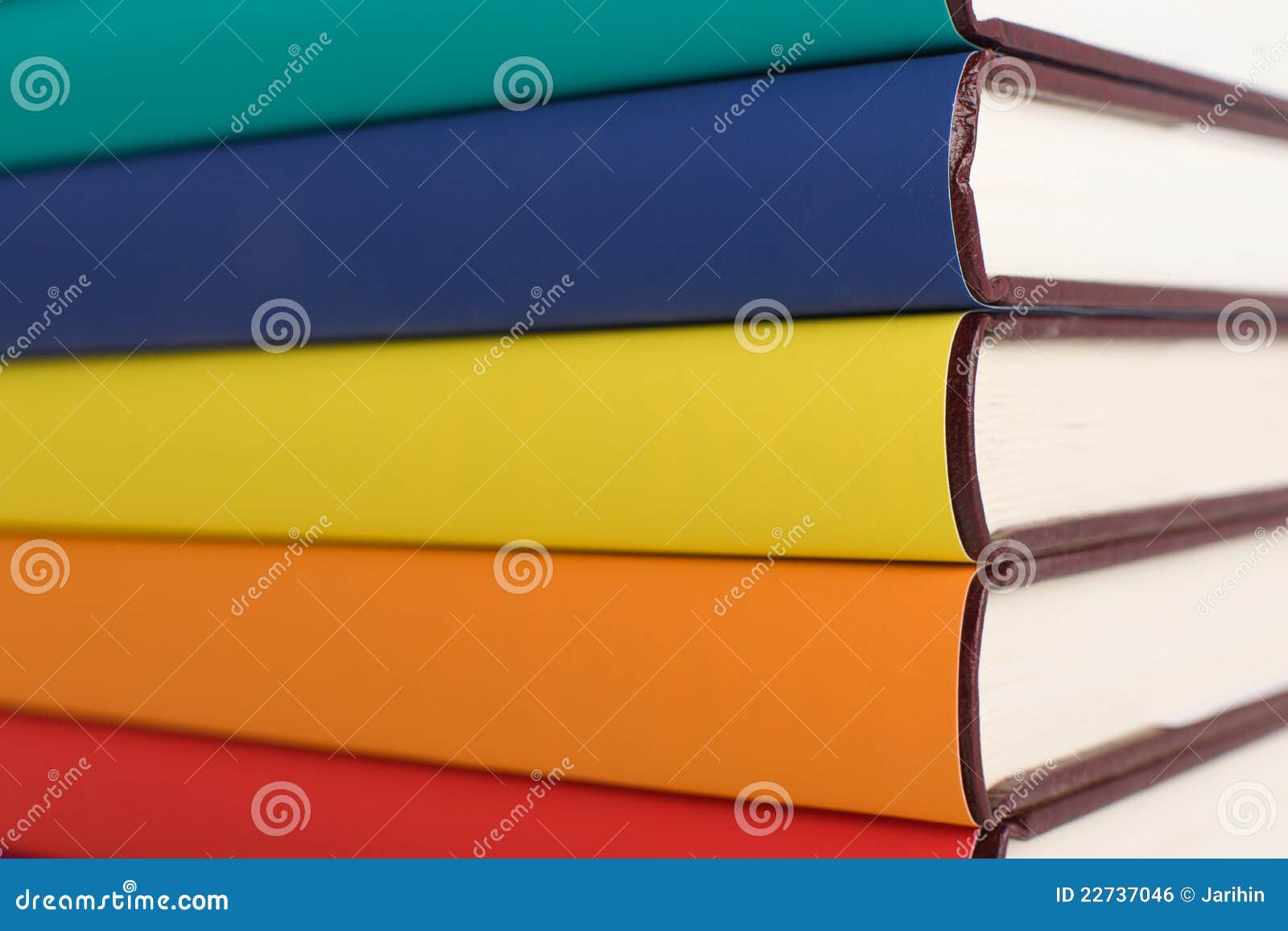 Libros coloridos foto de archivo. Imagen de brillante - 22737046