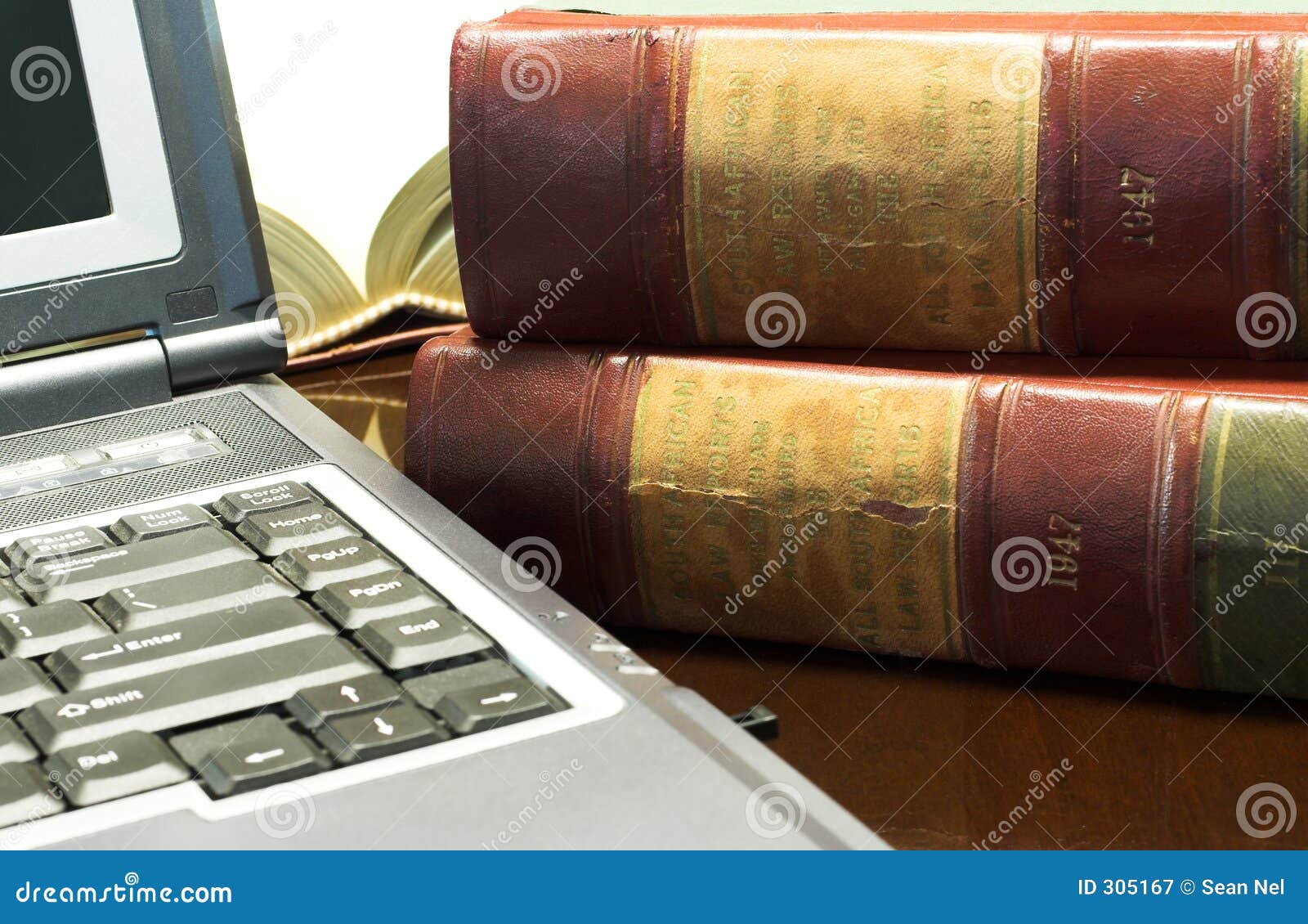 Libros legales #30 imagen de archivo. Imagen de legal, informes - 305167