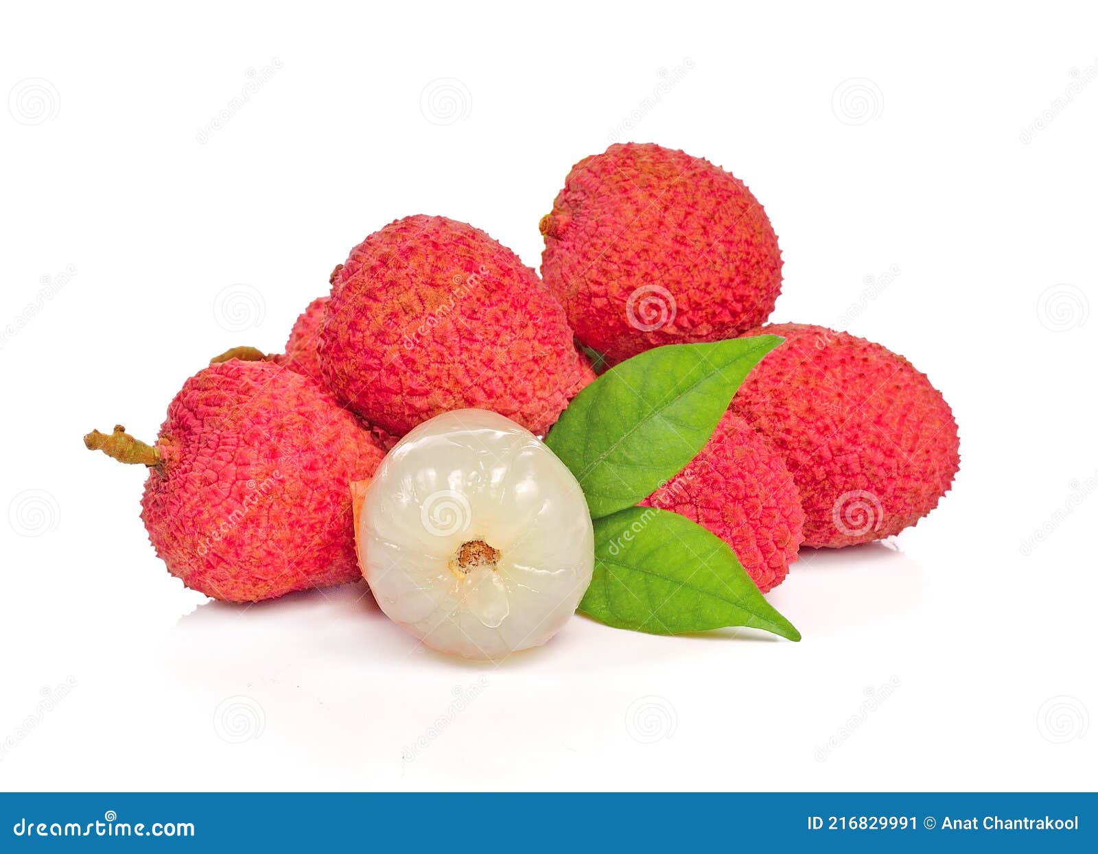 Lichi Aislado Sobre Fondo Blanco Imagen de archivo - Imagen de pedazo ...