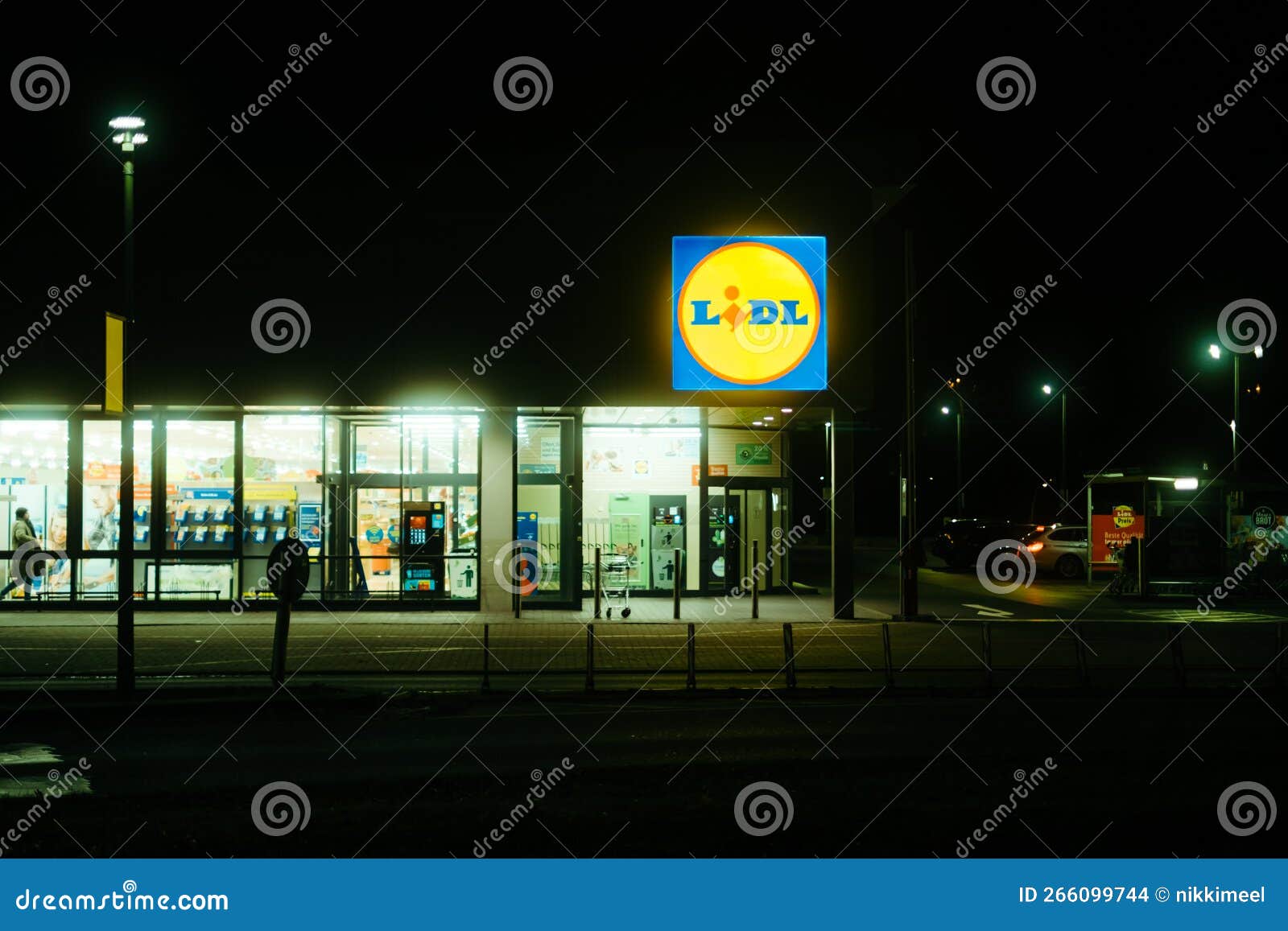Lidl market with big logo editorial stock image. Image of deutschland ...