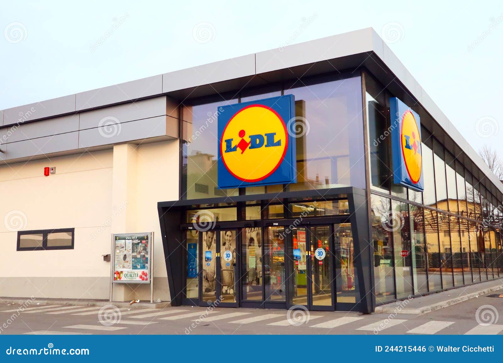 LIDL Supermarket. Lidl is a German Supermarket Chain Editorial Photo ...