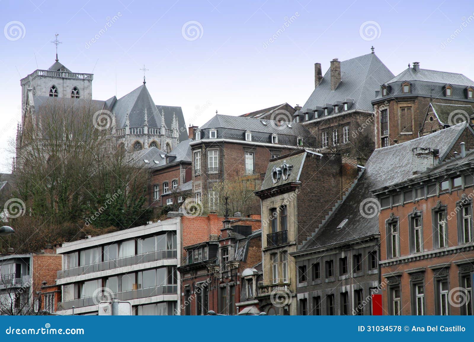 Liegi Vallonia Belgio fotografia stock. Immagine di struttura - 31034578