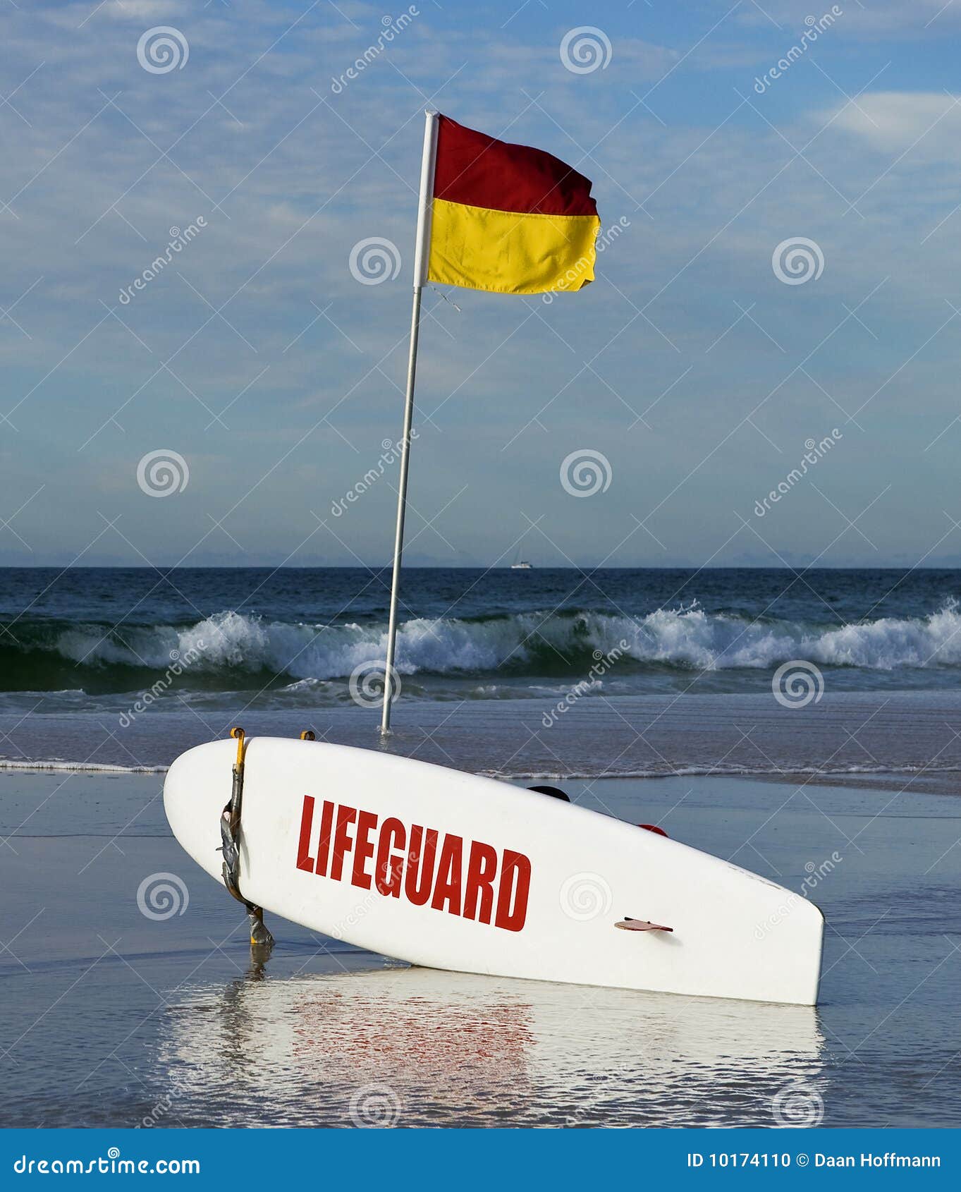Life Guard editorial image. Image of gold, australia - 10174110