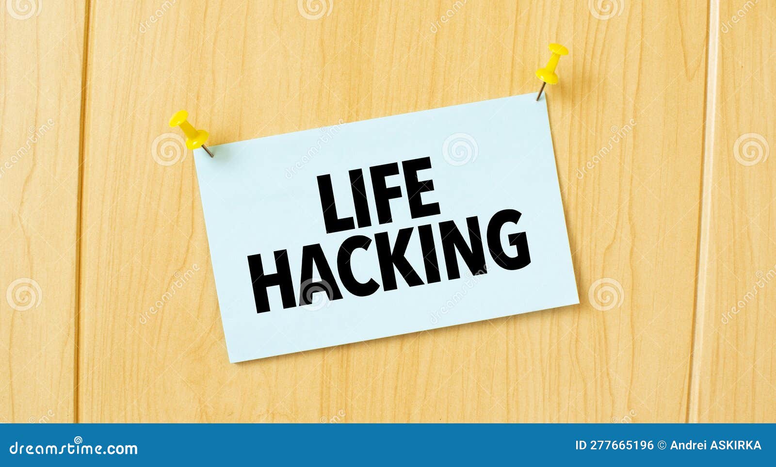 LIFE HACKING Sign Written on Sticky Note Pinned on Wooden Wall Stock ...