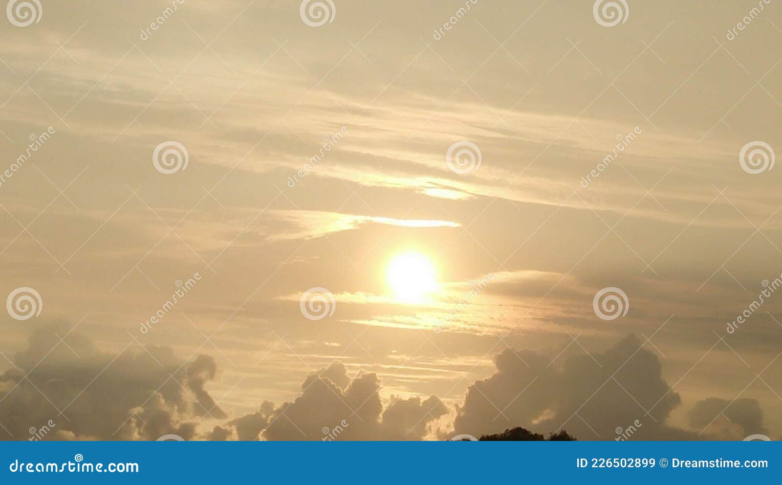 Ray of rising sun stock image. Image of shore, cloud - 226502899