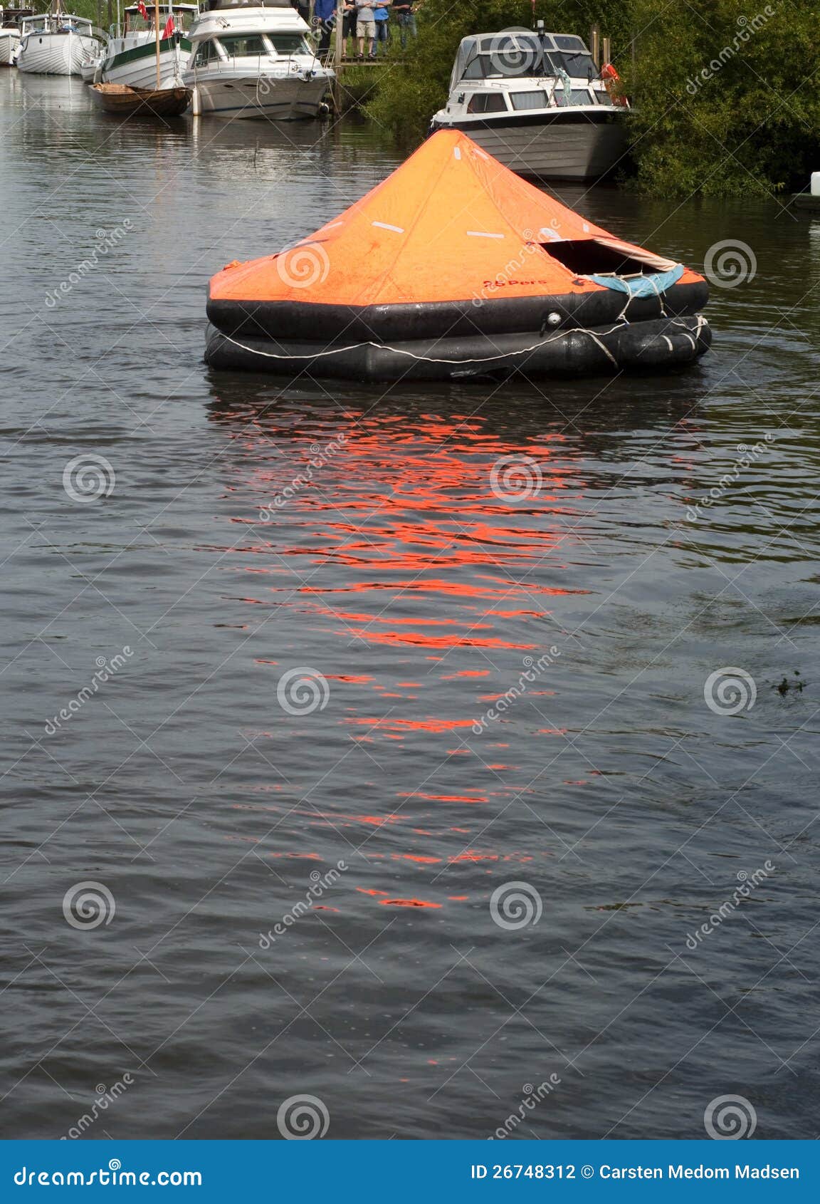 Life Raft With Manual Inflatable For Emergency Use To Escape At ...