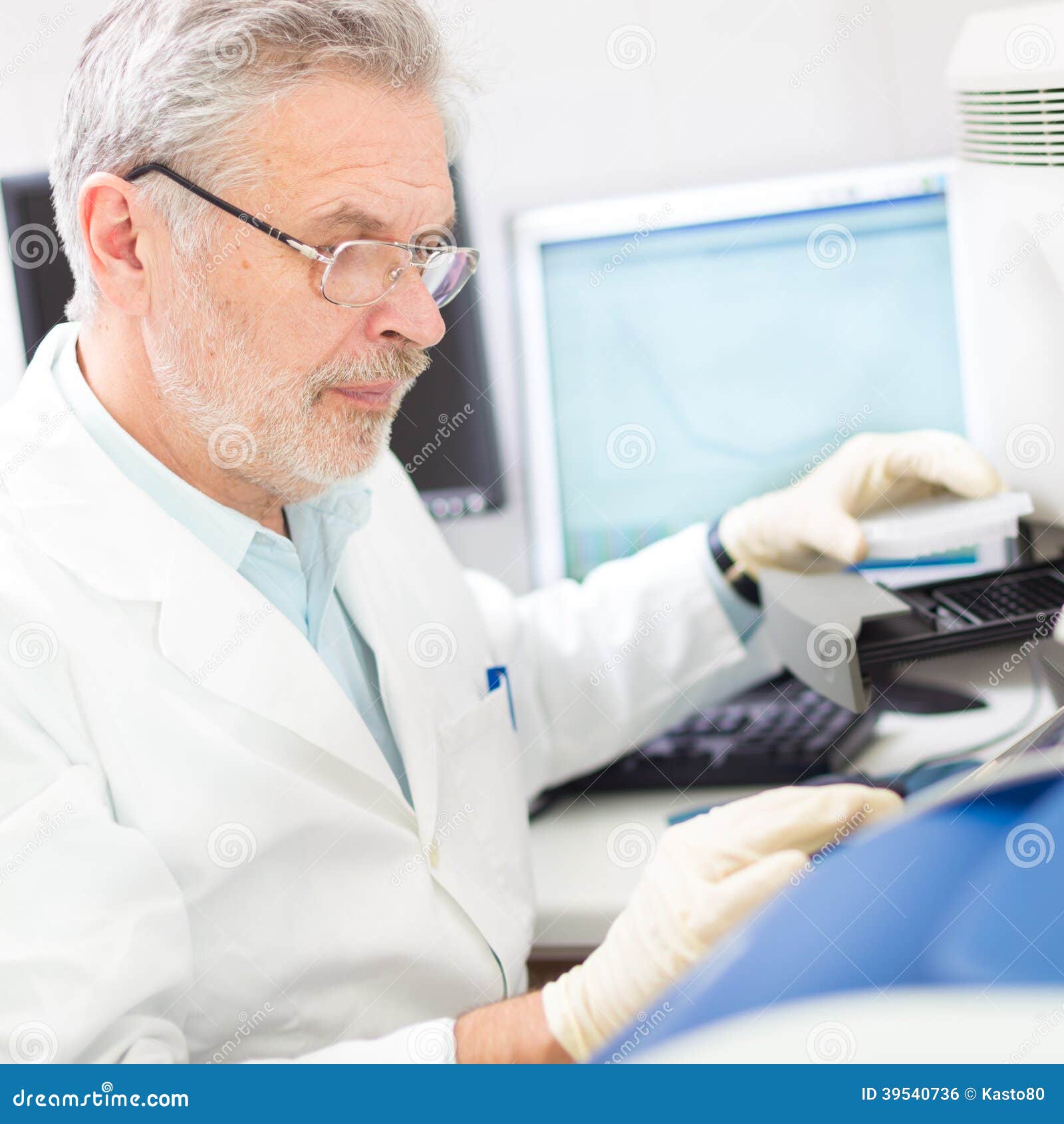Life Scientist Researching in the Laboratory. Stock Photo - Image of ...