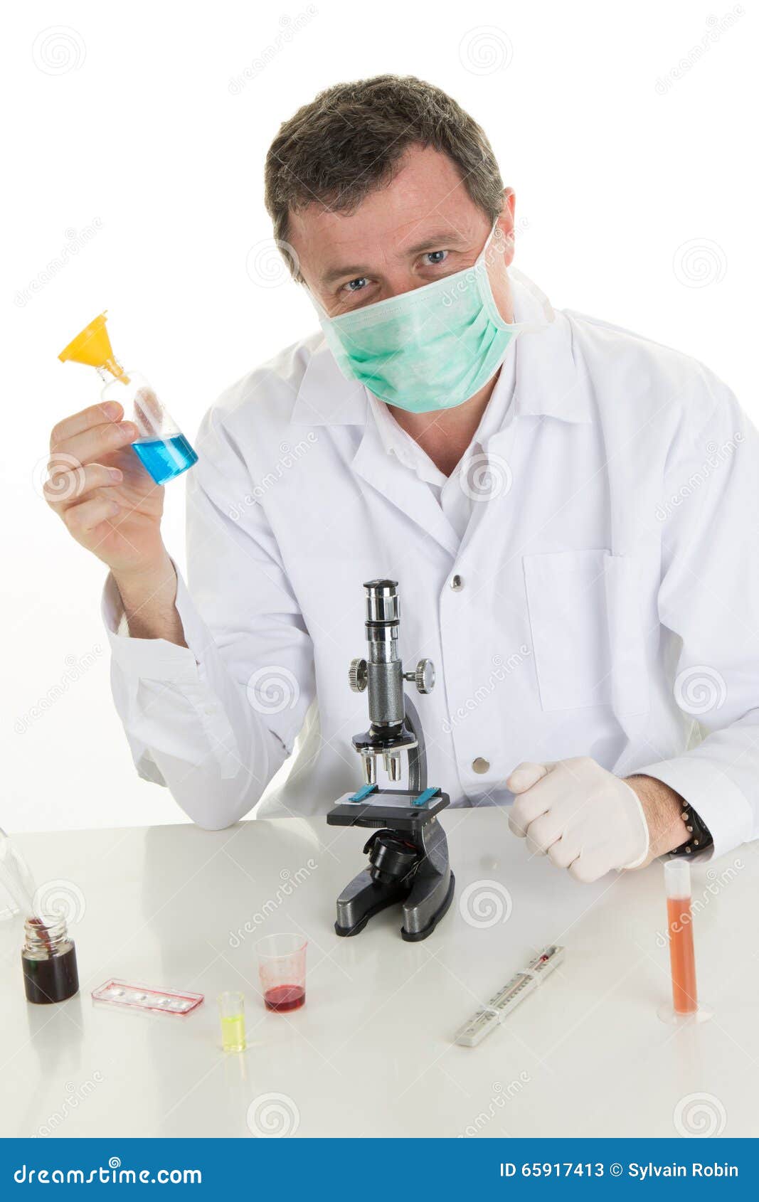 Life Scientist Researching in Laboratory Stock Image - Image of student ...