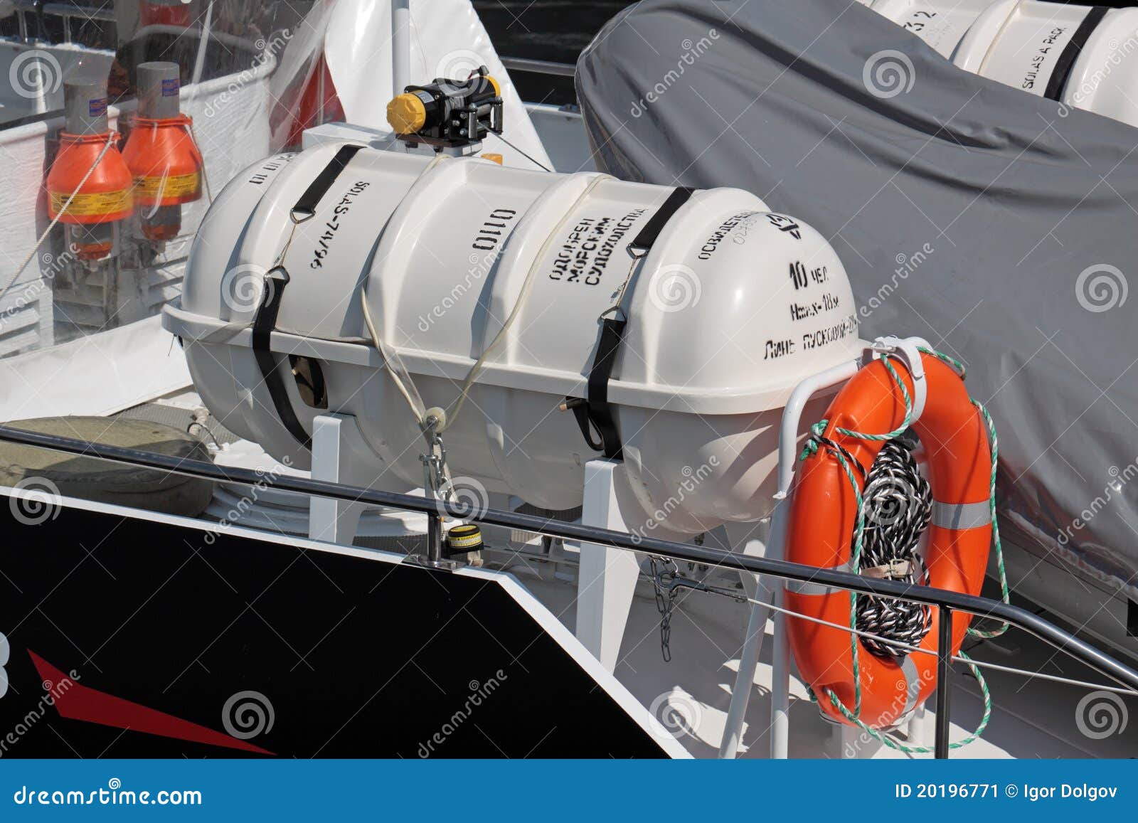 Lifeboat (shipboard) editorial photo. Image of defence - 20196771